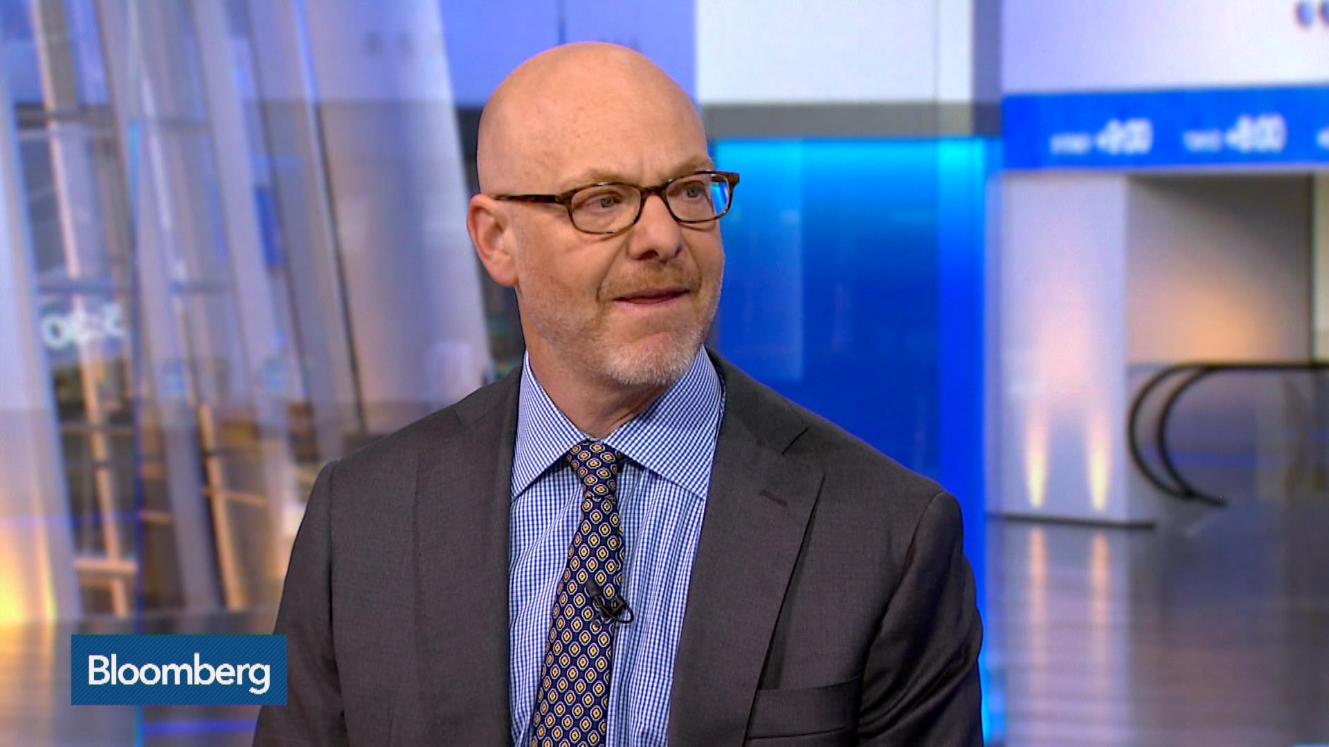 What Do JPMorgan's Numbers Signal About Banking Industry?