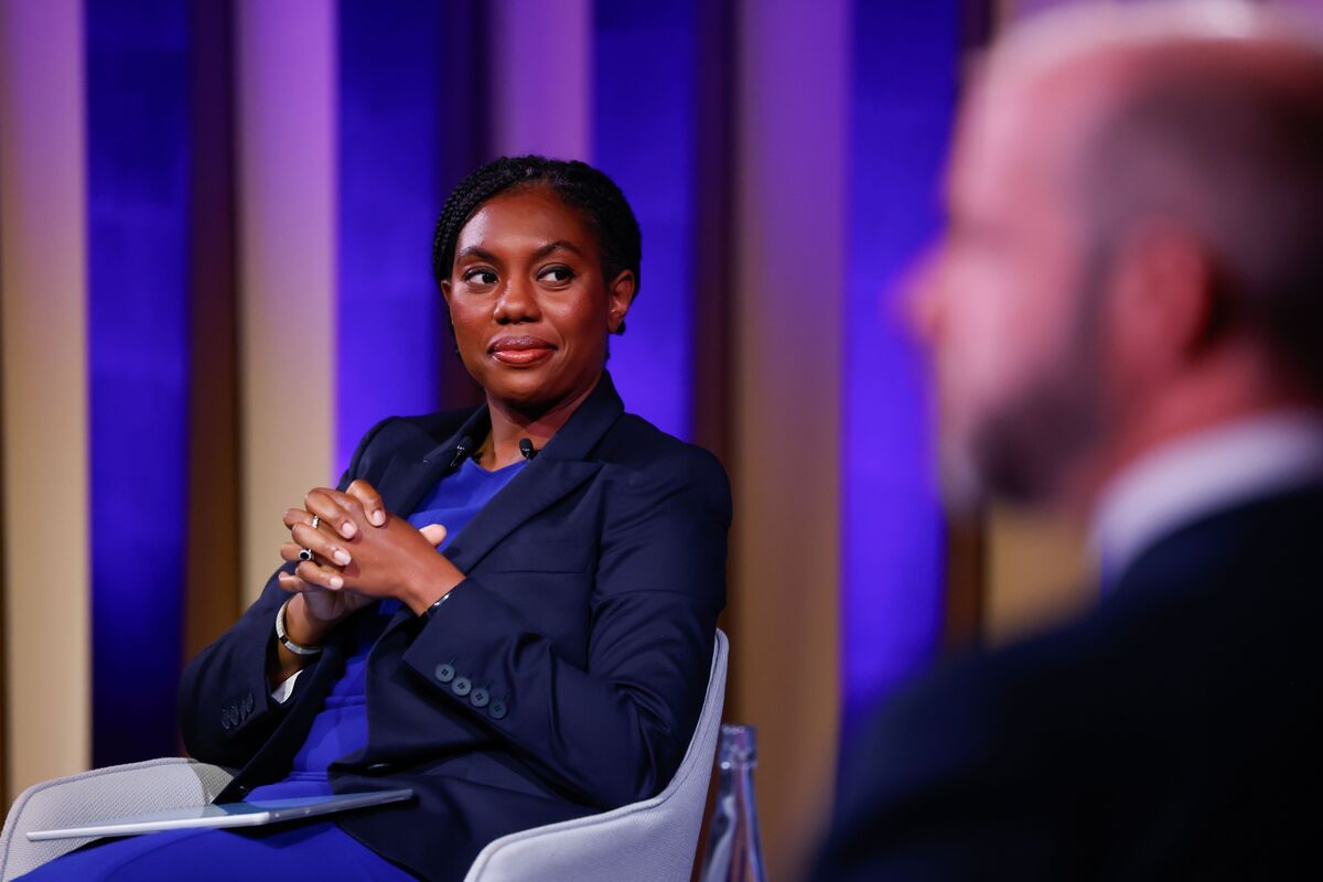 Allegra Stratton - Journalist Profile - Intelligent Relations