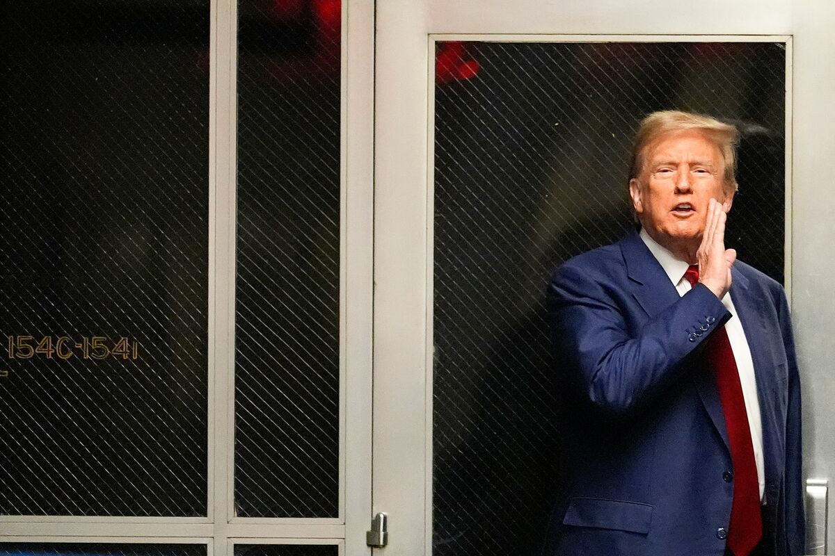 Brooke Sample - Journalist Profile - Intelligent Relations