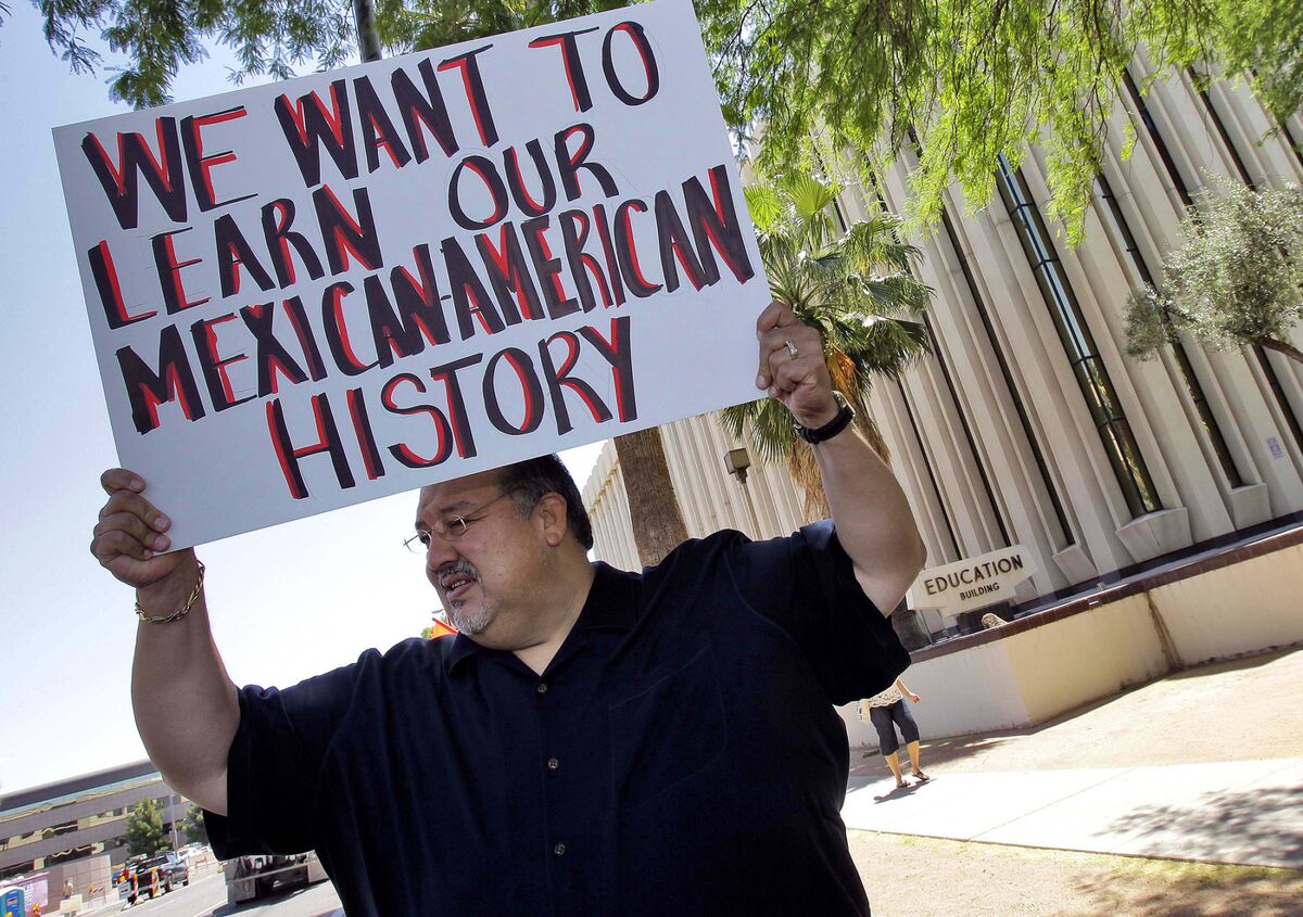 Behind the Battle Over Mexican-American Studies in Public Schools ...