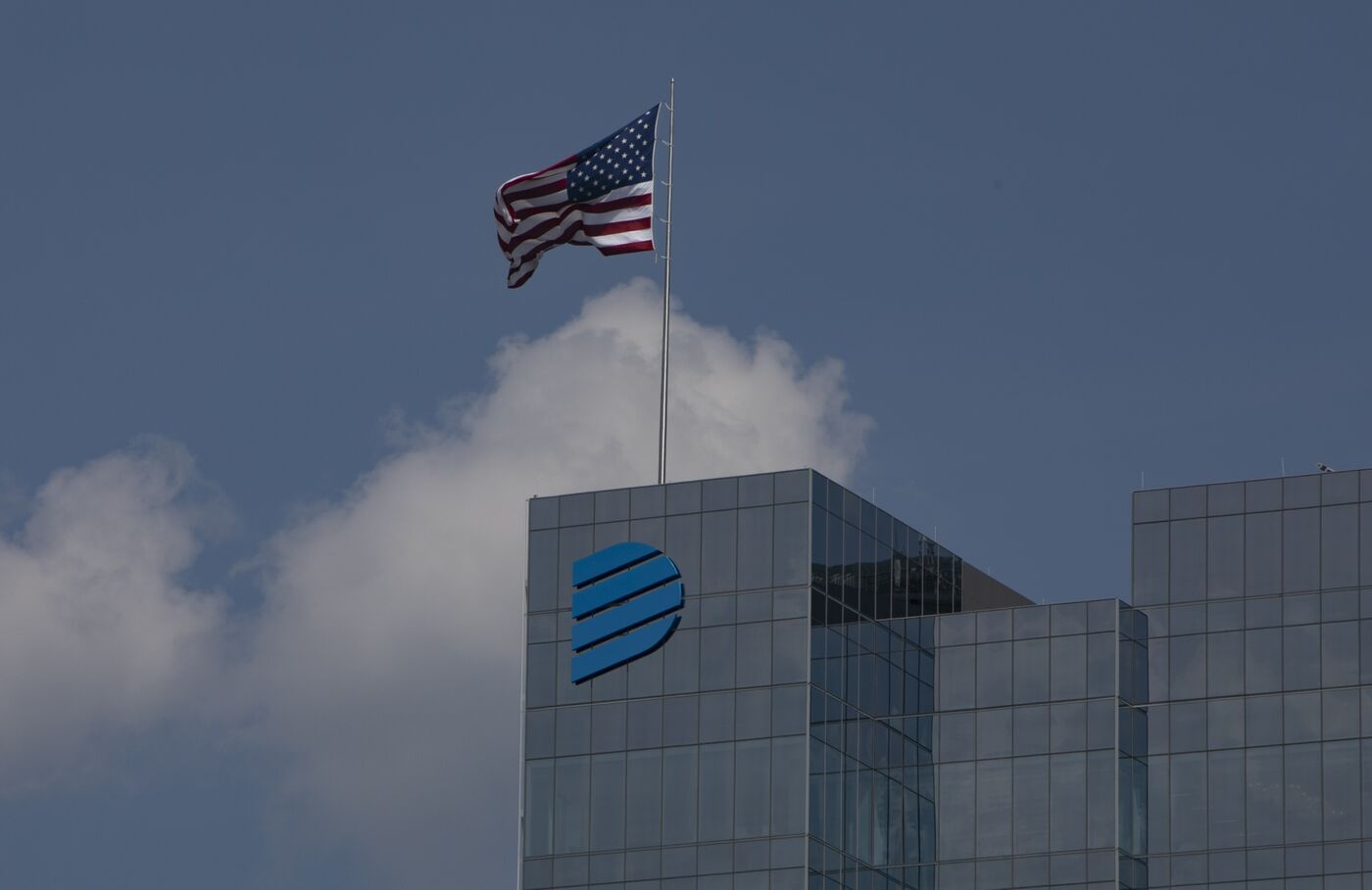 Dominion Energy (NYSE:D) Begins Review After Disappointing Share ...