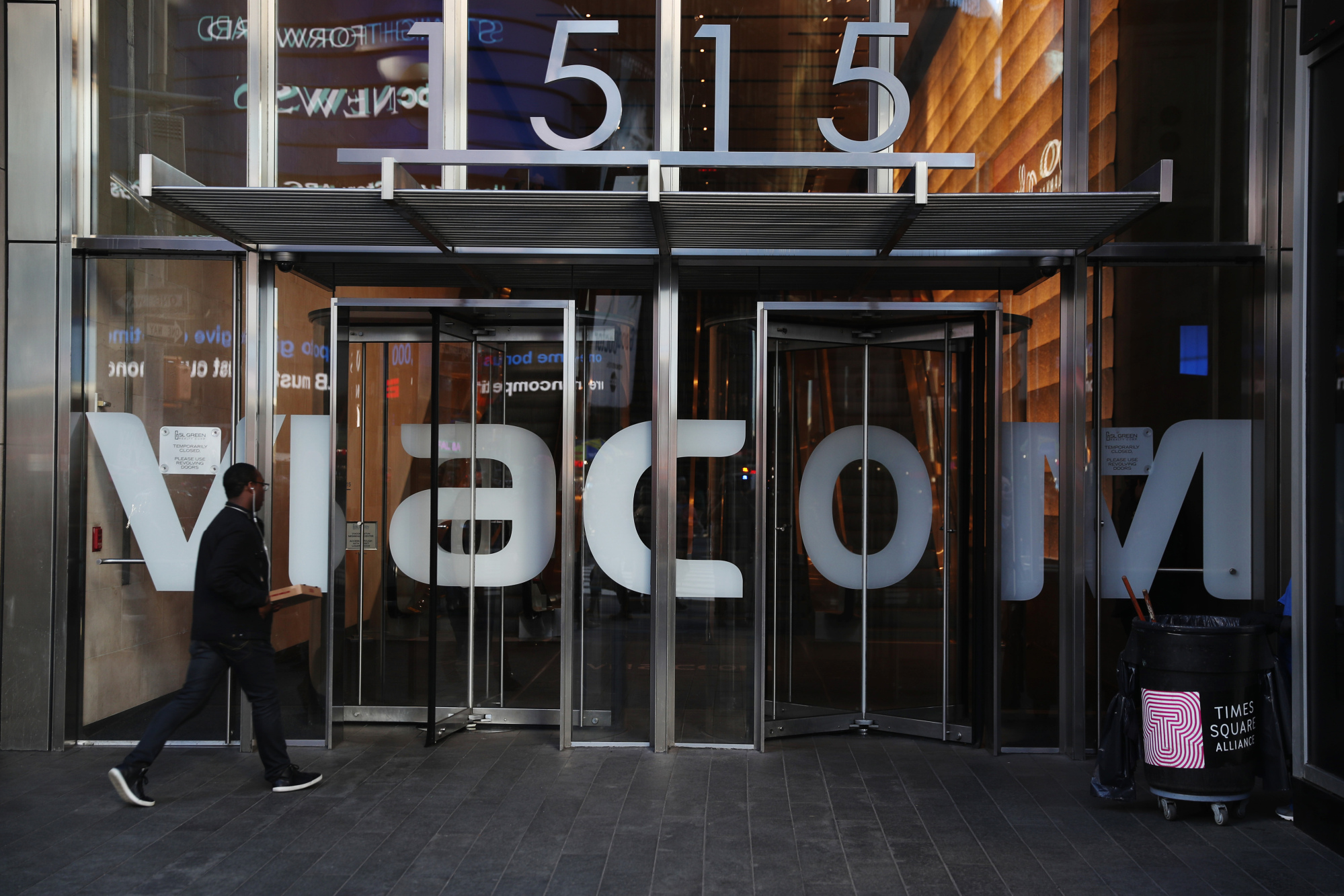 Viacom Board Accused of Selling Out Investors in CBS Merger - Bloomberg