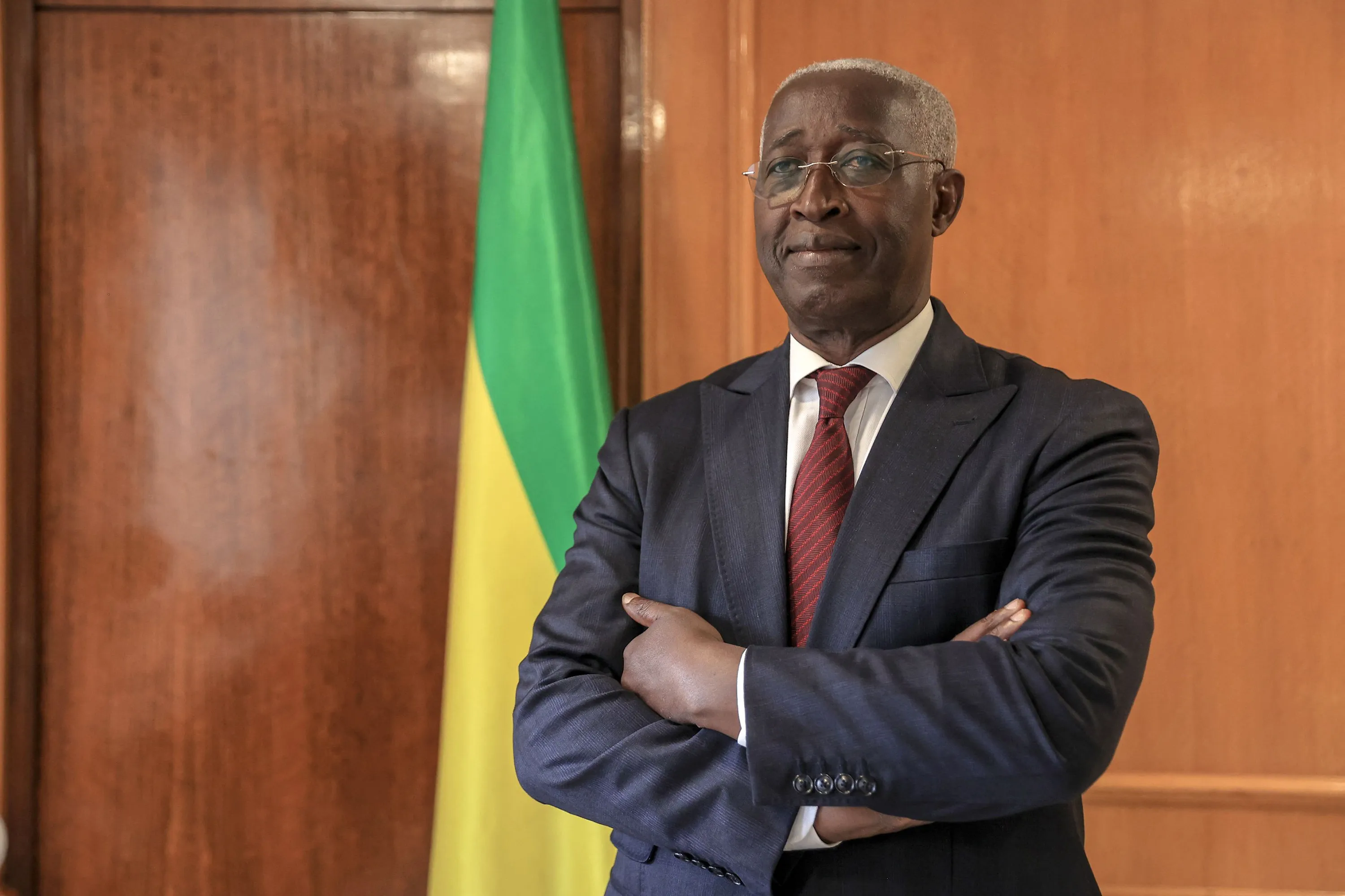 Gabon’s New Premier Vows to Honor Nation’s Debt Commitments - Bloomberg