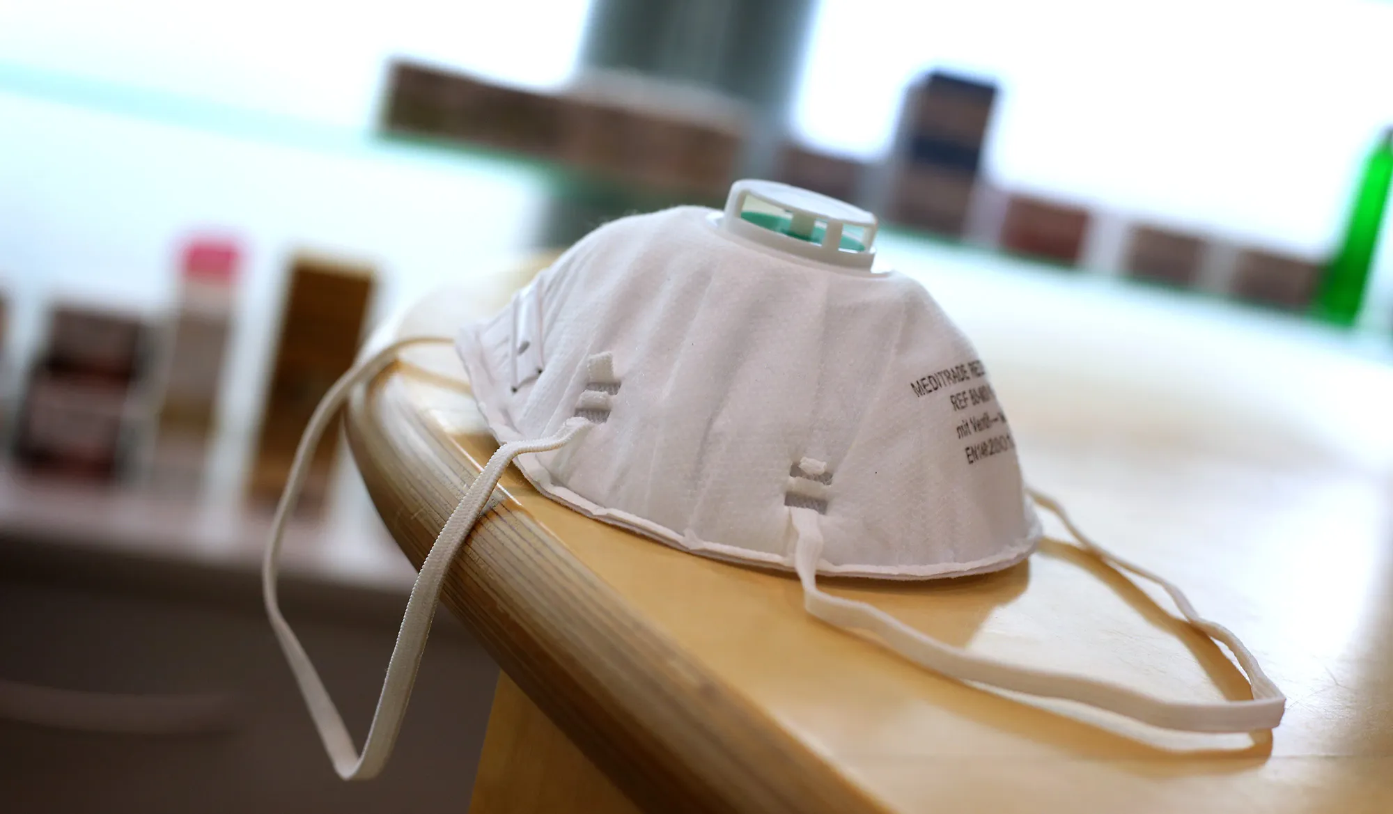 Some VA Stockpiles of Protective Medical Masks Aren’t Usable - Bloomberg