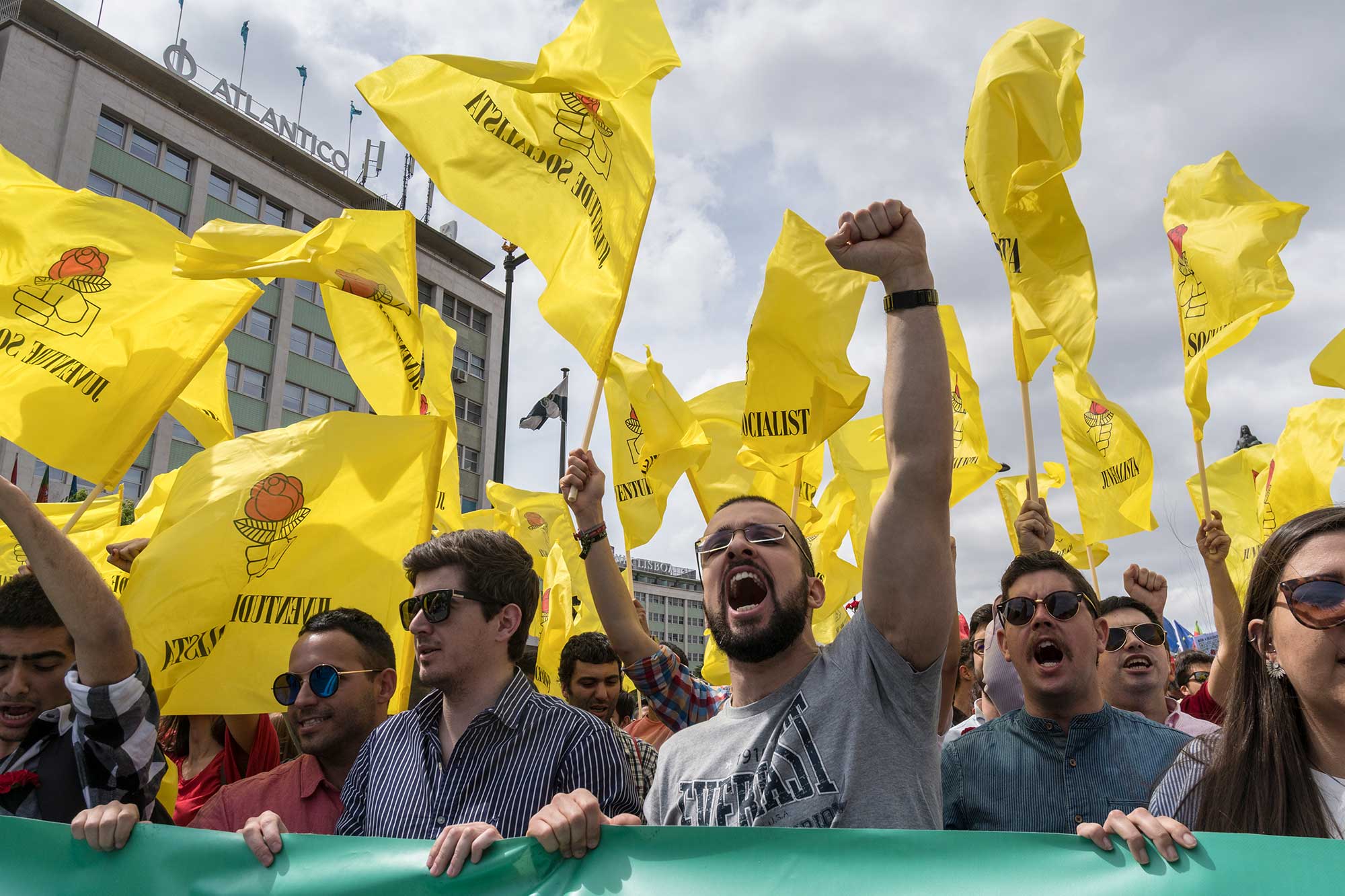 Socialists Seek to Remain Biggest Party in Portugal’s Town Halls ...