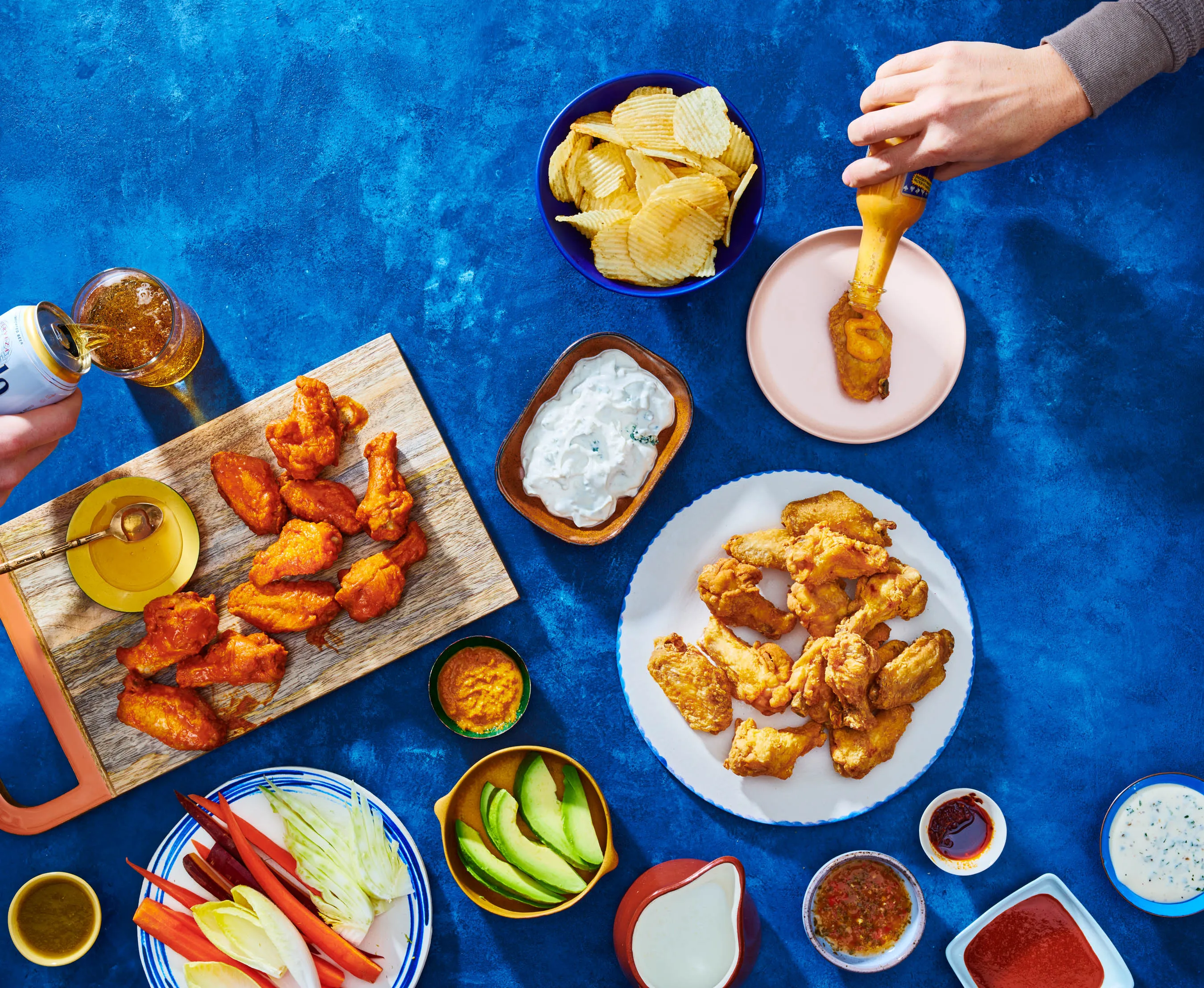 How to Throw Your Own Hot Ones-Inspired Chicken Wings Party - Bloomberg