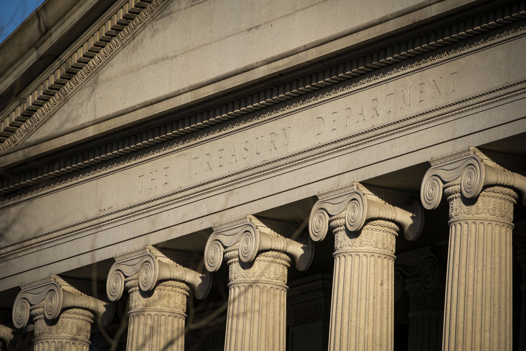 One Chart Shows Just How Extreme the Rally in U.S. Treasuries Is ...