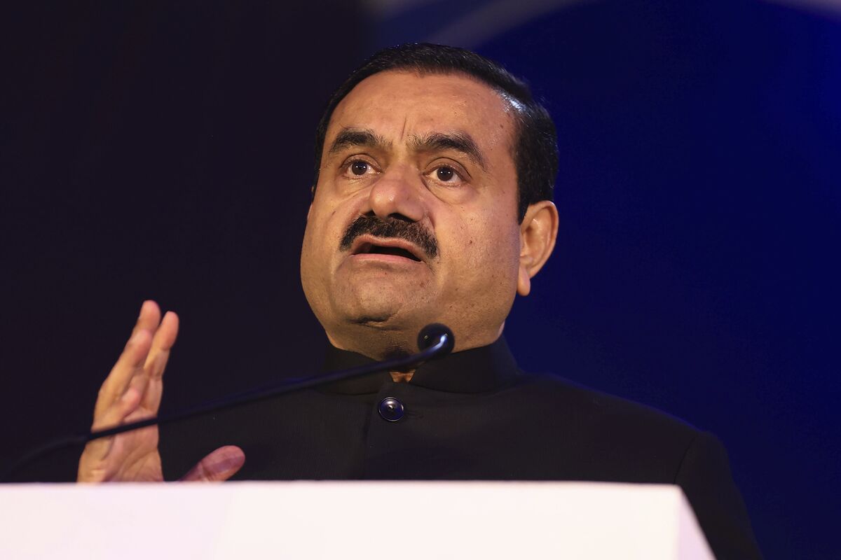 Adani Faces DOJ Probe Over Iranian LPG Shipments, WSJ Says - Bloomberg