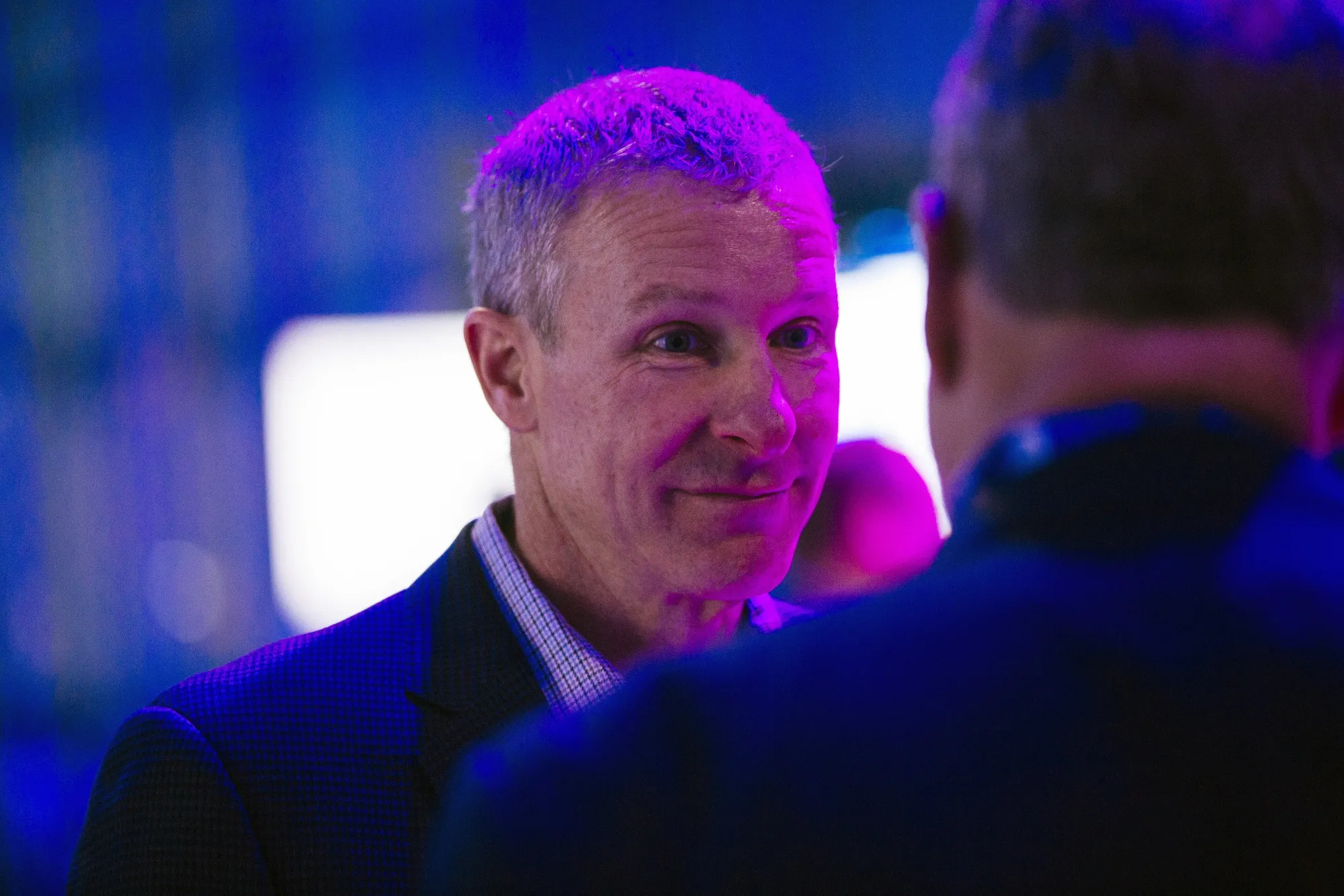 United's Kirby Meets With Mesa Pilots as Rival American Plans Split ...