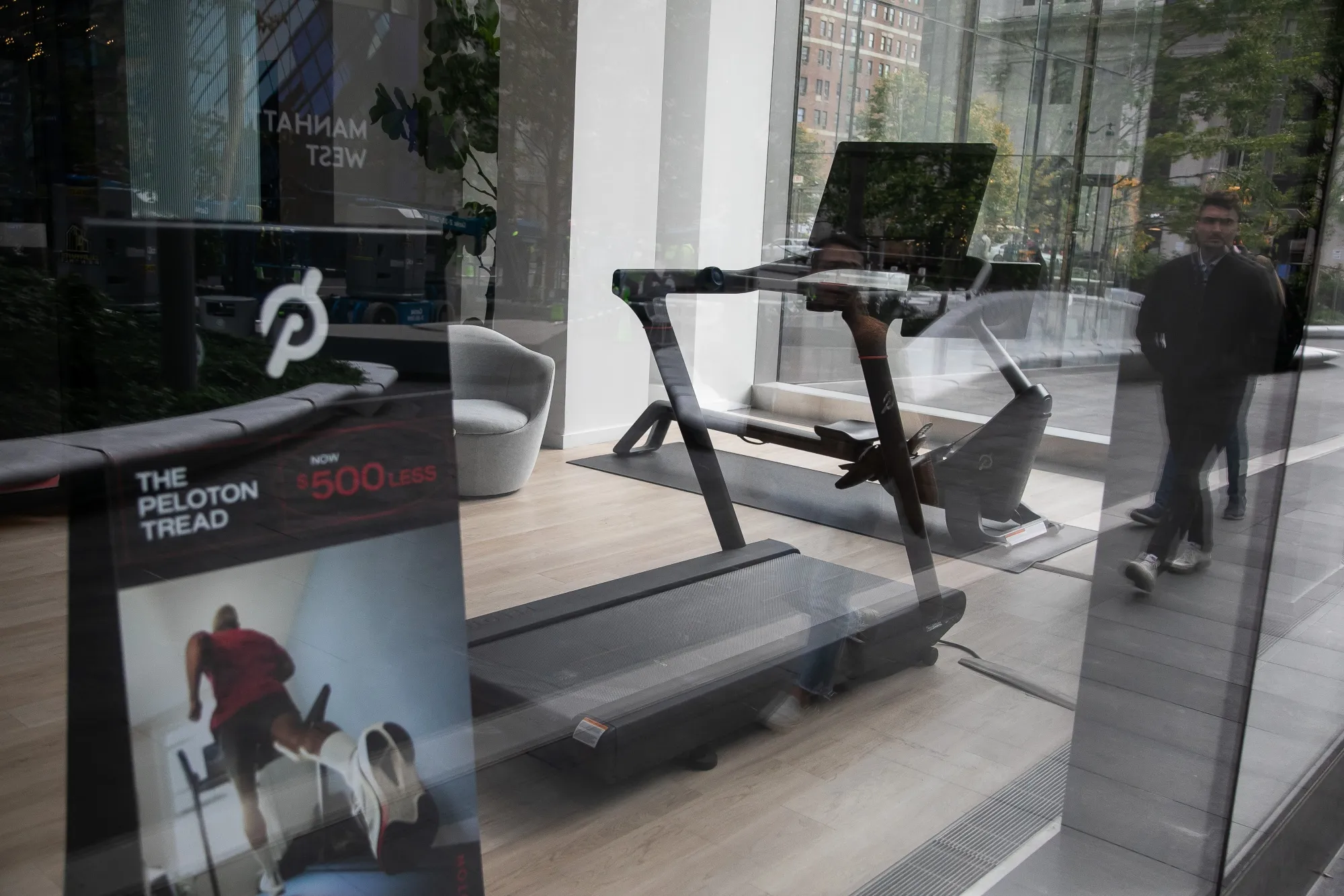 Peloton (PTON) Forecasts Profit Gains Even as Sales Continue to Fall ...