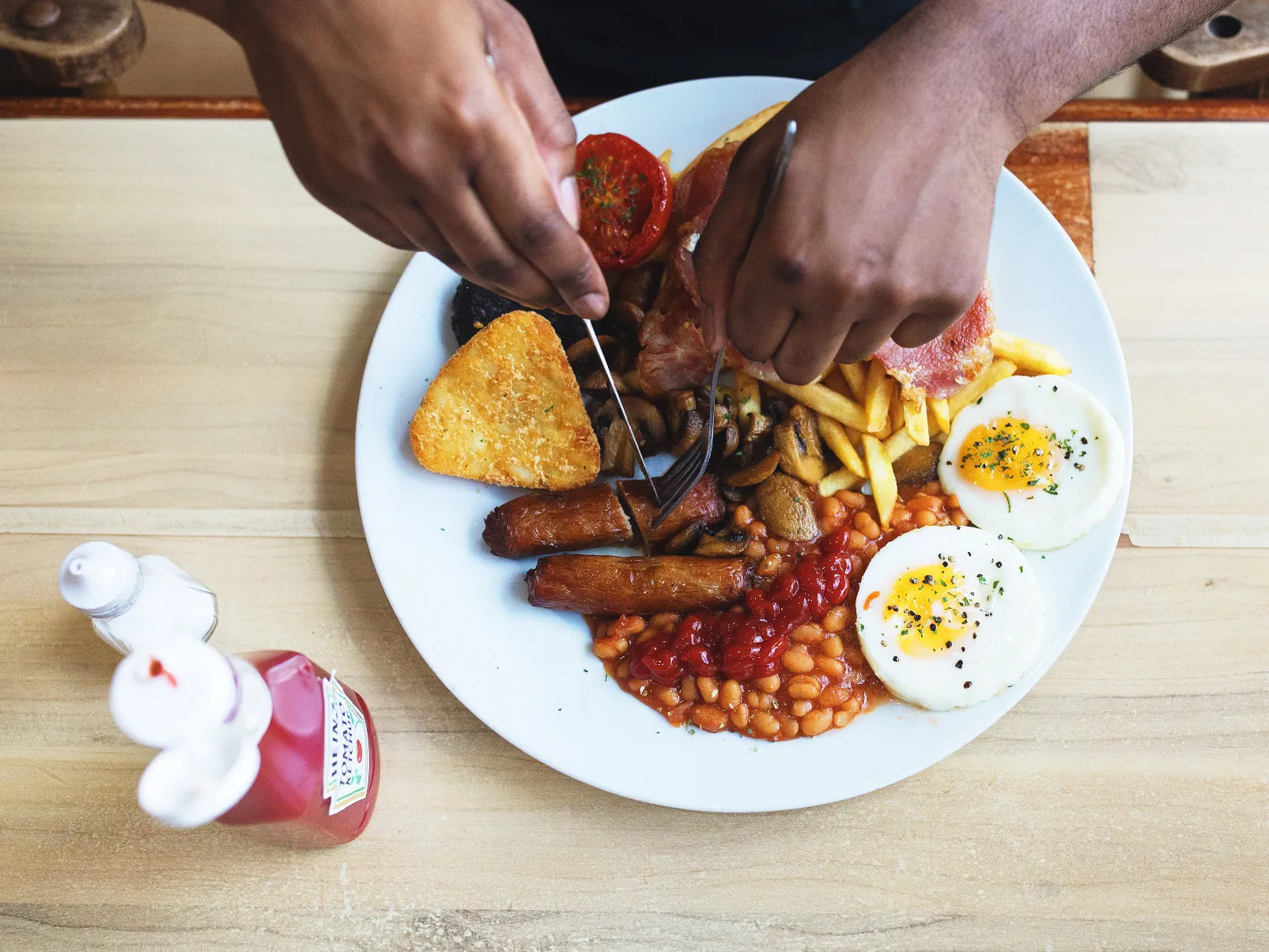 Breakfast Index Falls for Second Time as UK Food Inflation Eases ...