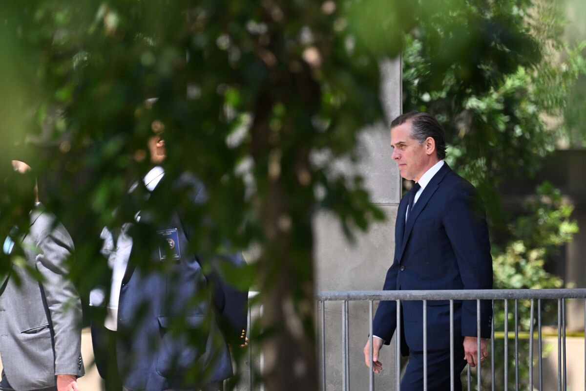 Hunter Biden Made Over $4 Million Amid ‘Nonstop Debauchery’ - Bloomberg