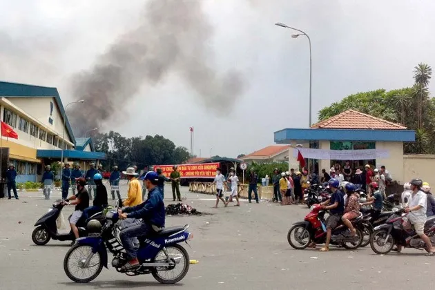 Vietnam Will Be the Loser in the Anti-China Riots - Bloomberg