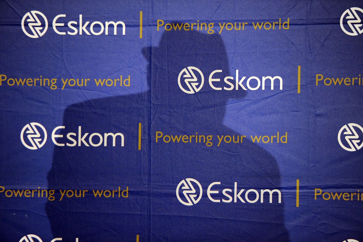 Eskom to Get Acting Chief Executive After Hadebe Steps Down - Bloomberg