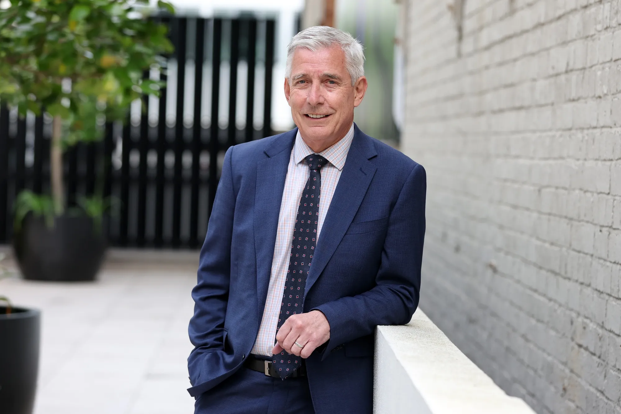 Ex-Walmart Executive Greg Foran Tries to Save Air New Zealand - Bloomberg