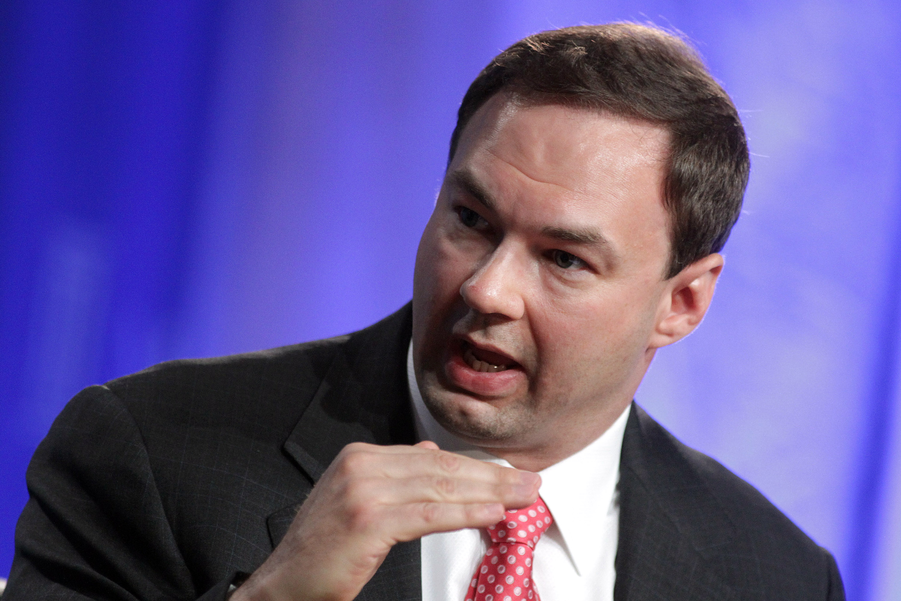 Legendary Entertainment CEO Leaves After Sale to China's Wanda - Bloomberg