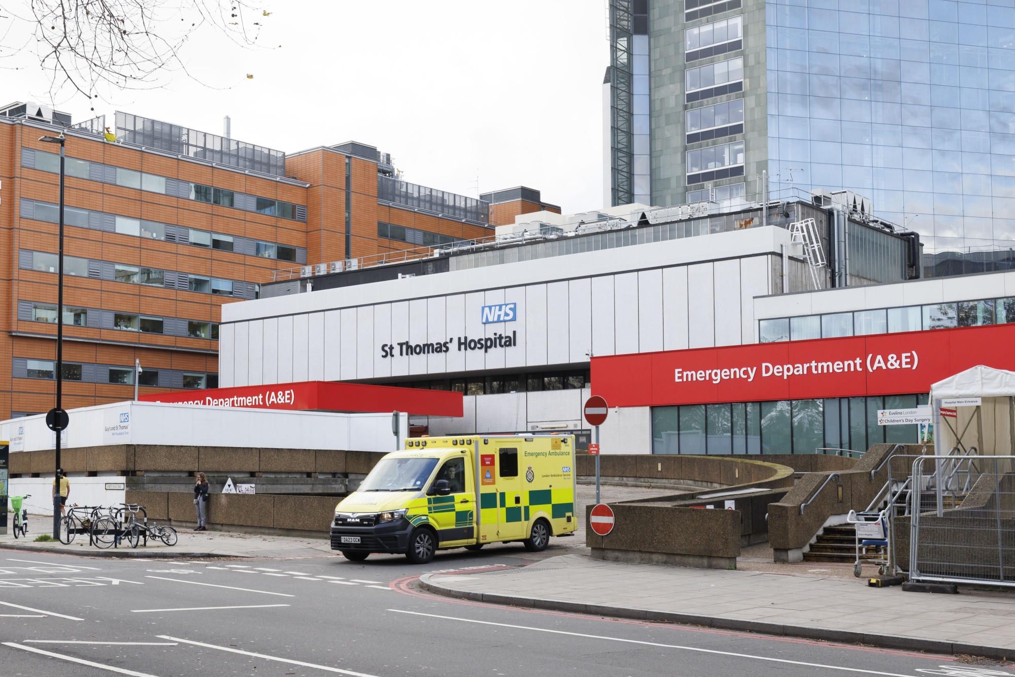 UK Hospital Hackers Claim to Publish Stolen NHS Data - Bloomberg