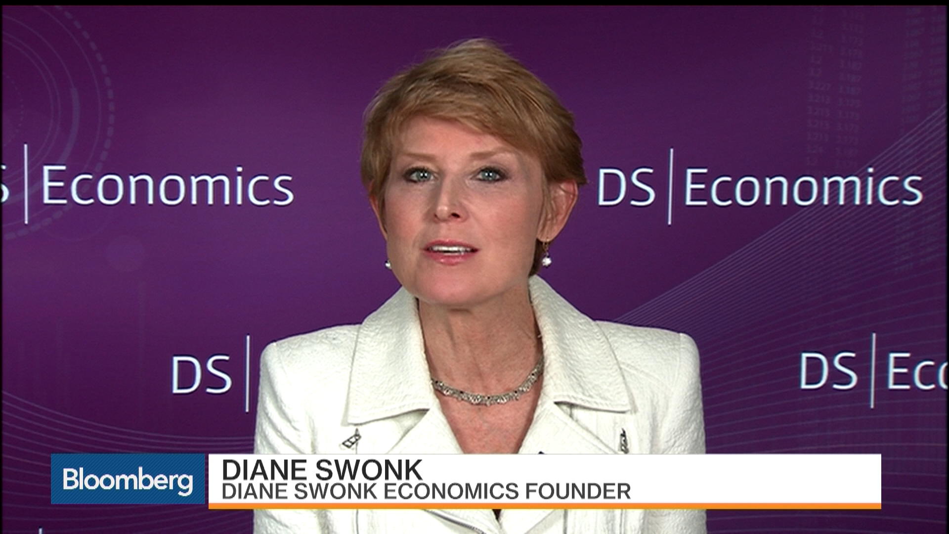 Watch Diane Swonk: See the Division Growing in the Fed - Bloomberg
