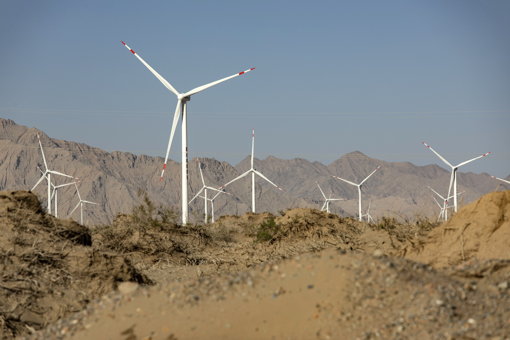 China Wind Power Capacity Exceeds 300 Gigawatts: People’s Daily - Bloomberg