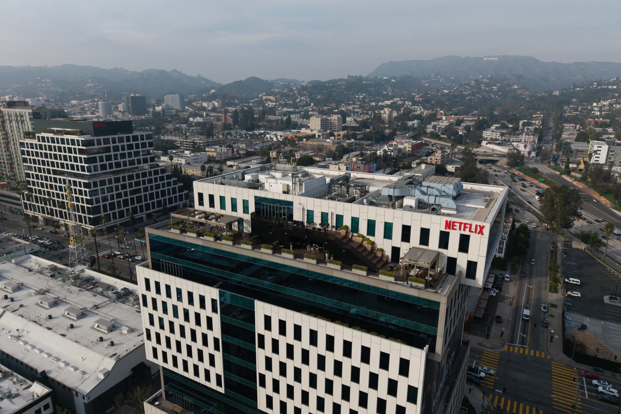 Netflix Picks Venture Capitalist Jay Hoag as Chairman - Bloomberg