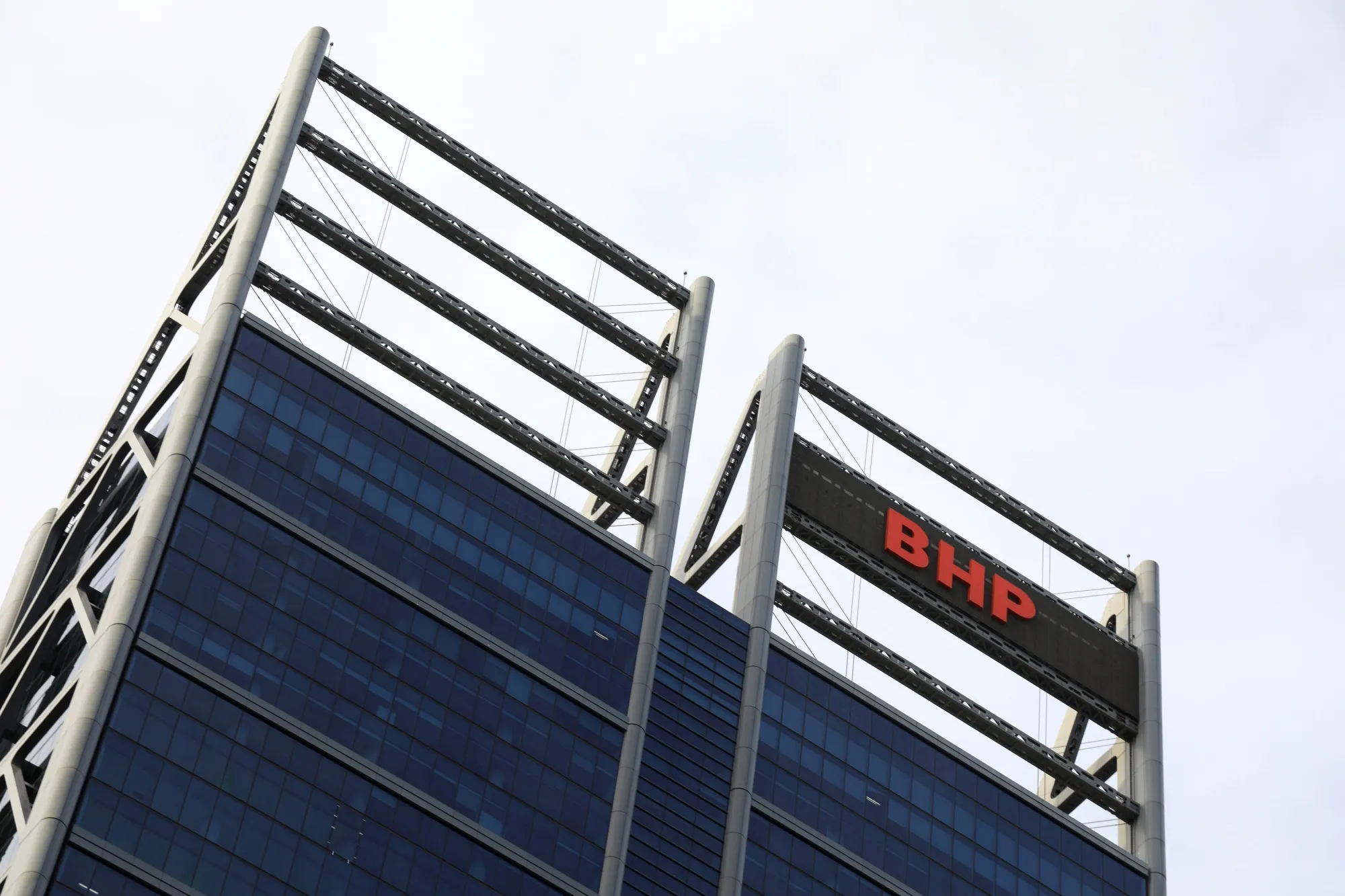 BHP CEO Flies to South Africa to Push $39 Billion Takeover - Bloomberg