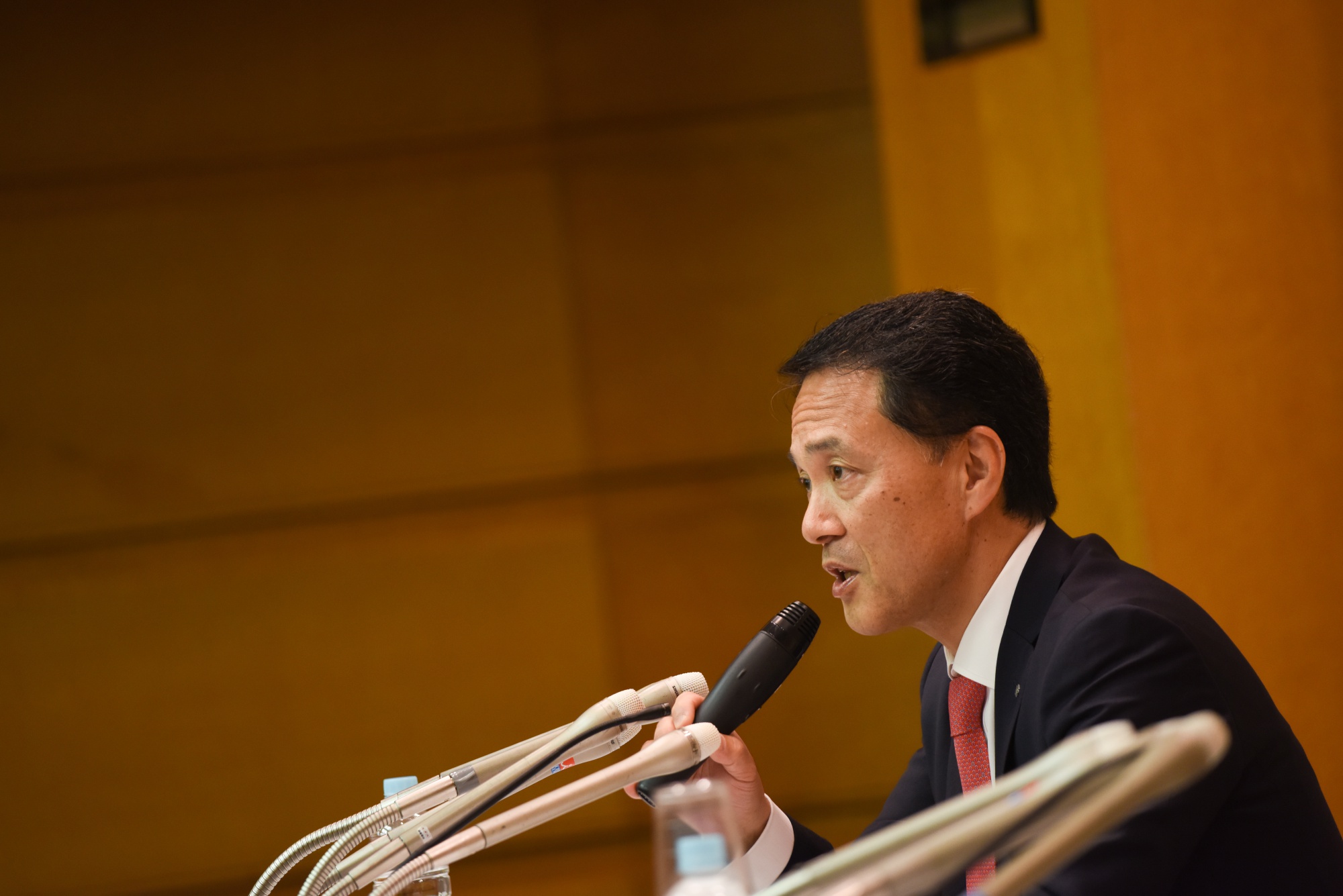 Nomura CEO Okuda Paid $2.9 Million in Year With Archegos Collapse ...