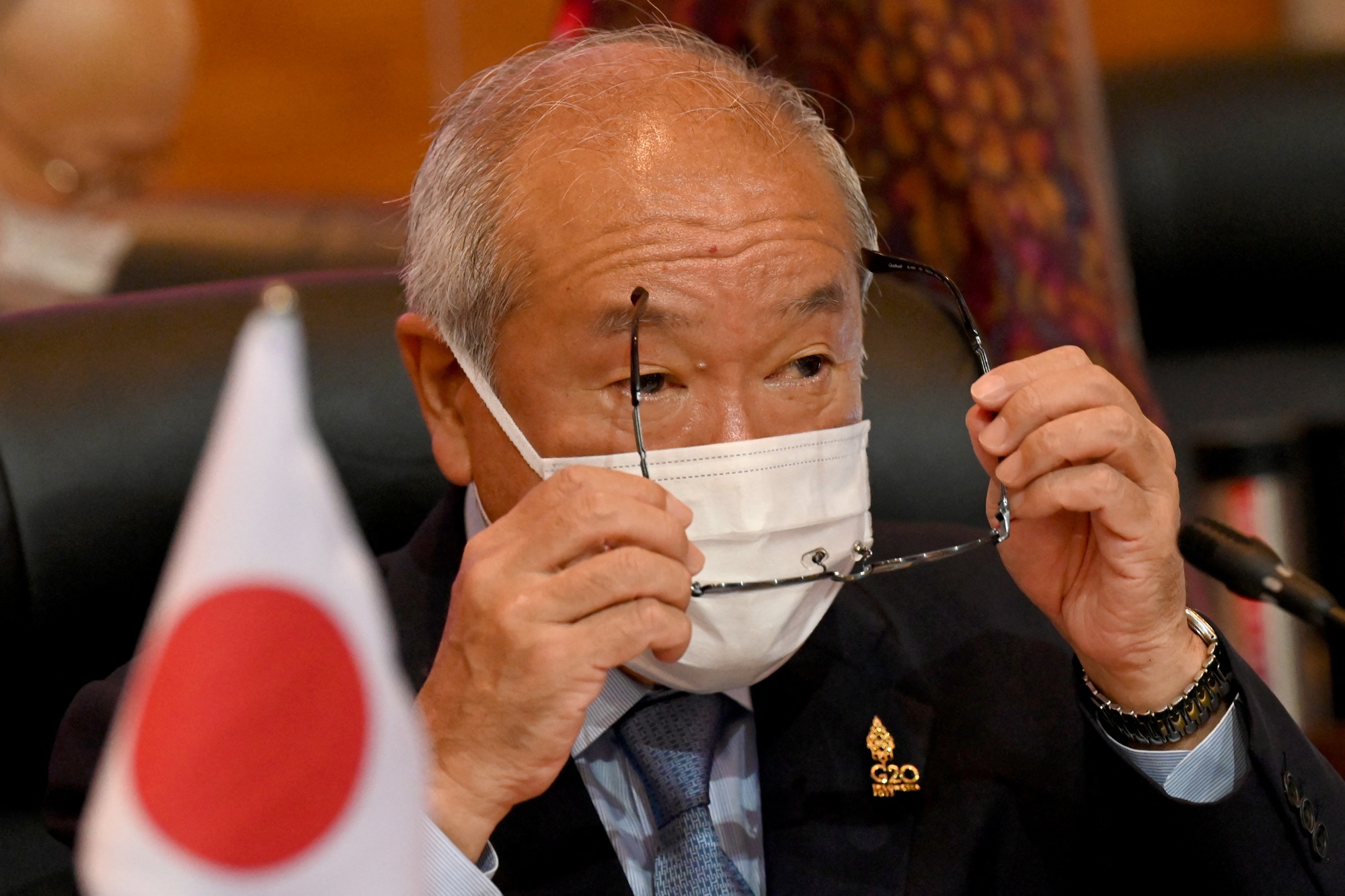 Japan Avoids Rebuke From US, Keeping Intervention Door Open - Bloomberg