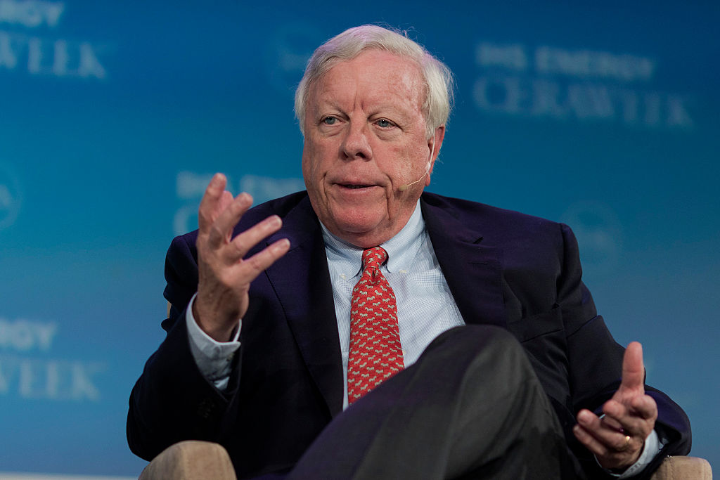 Kinder Morgan Should Sell Its Canadian Subsidiary - Bloomberg