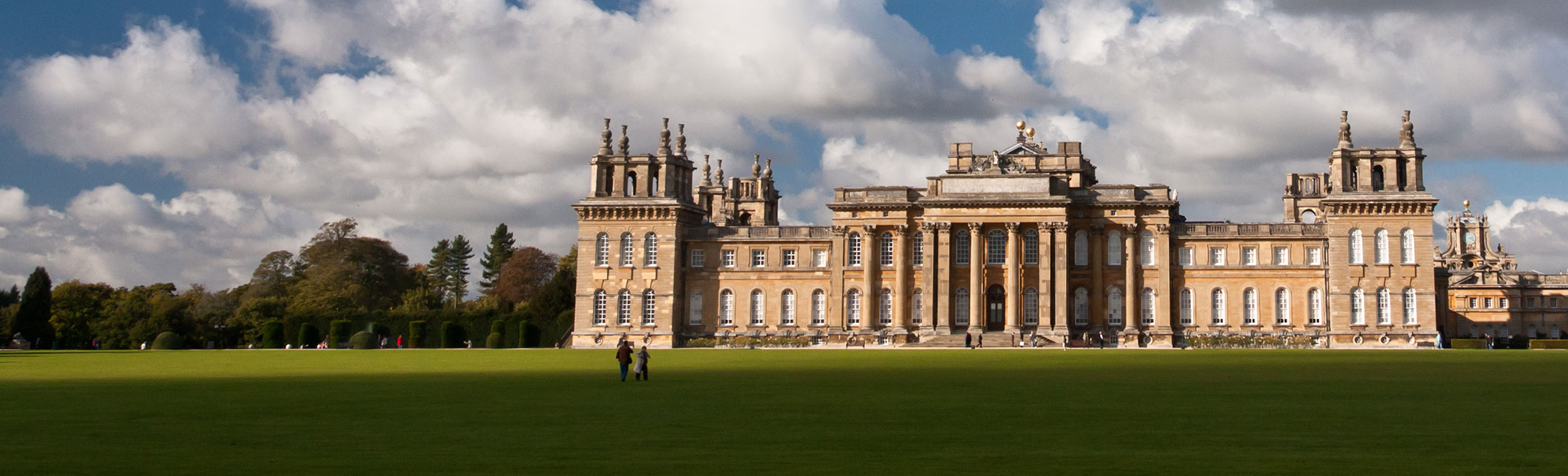 Someone Splashed Word Art All Over a Historic British Manor House ...
