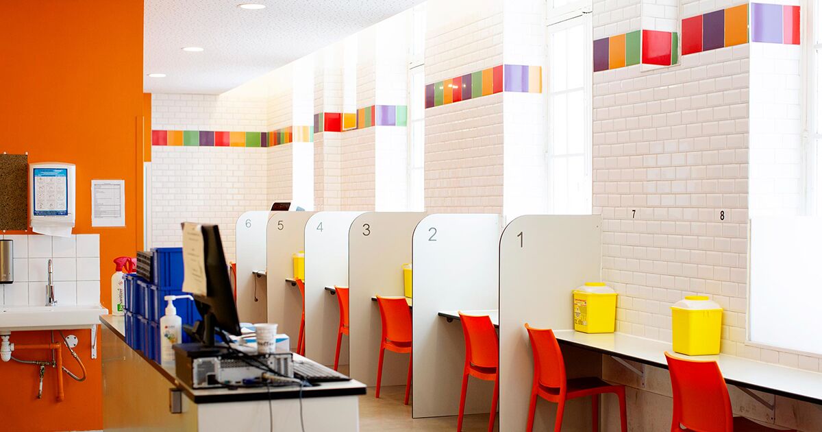 France Is Testing Safe Drug Consumption Rooms for Opioid Addicts ...