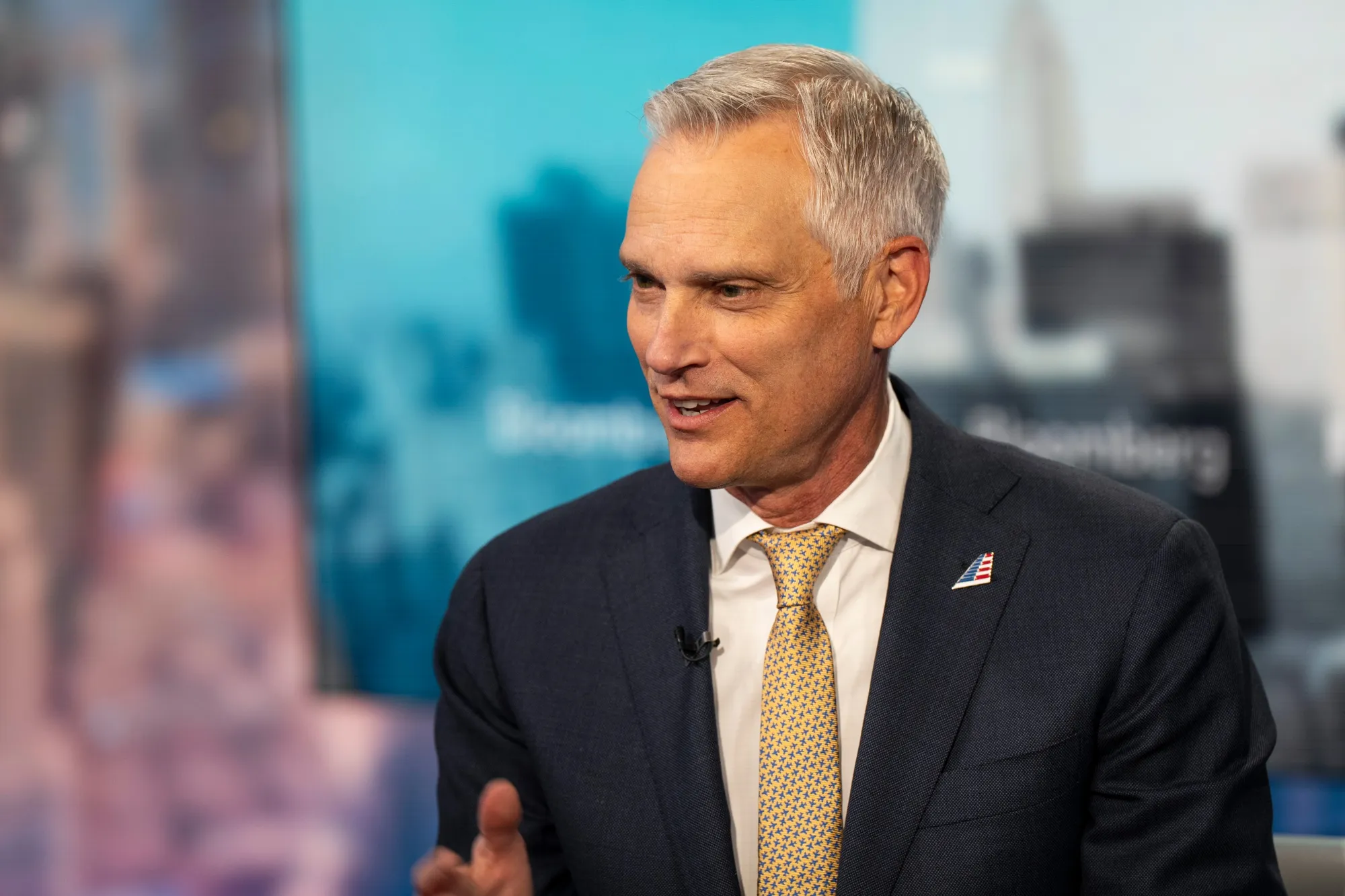 American Airlines Flight Attendants Plan Protest Seeking CEO Isom’s ...