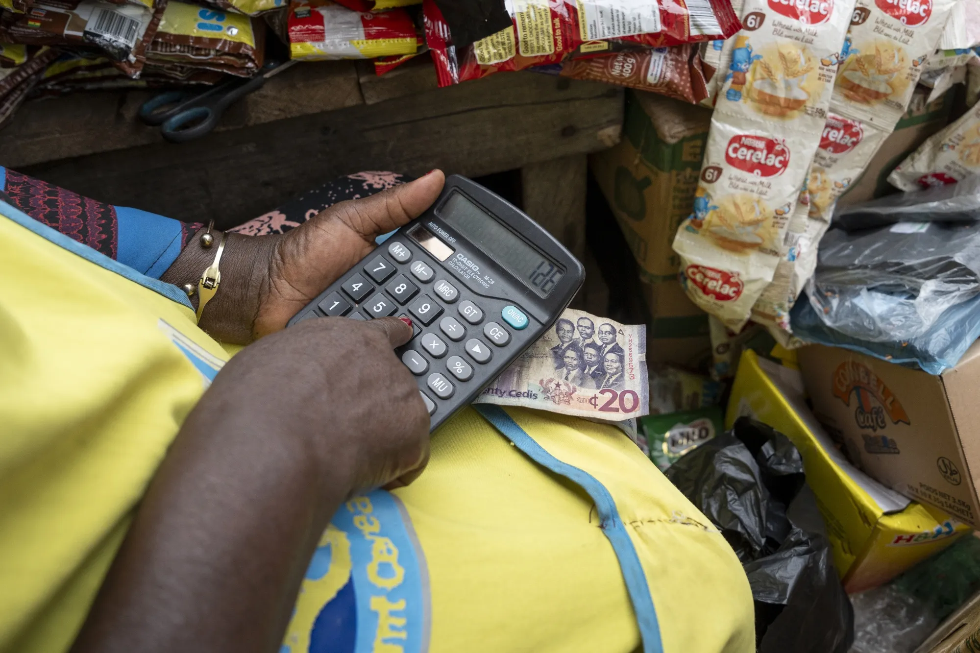 Ghana’s Monthly Inflation Hits 10-Month High on Cedi (USD:GHS) Slump ...