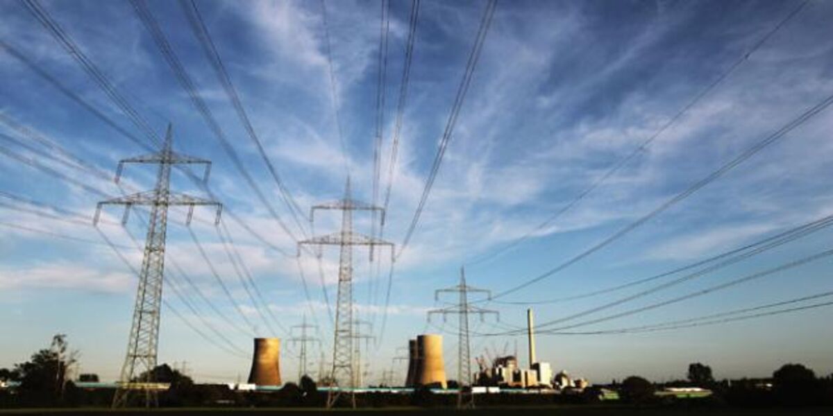 America’s Most Expensive Electricity - Bloomberg