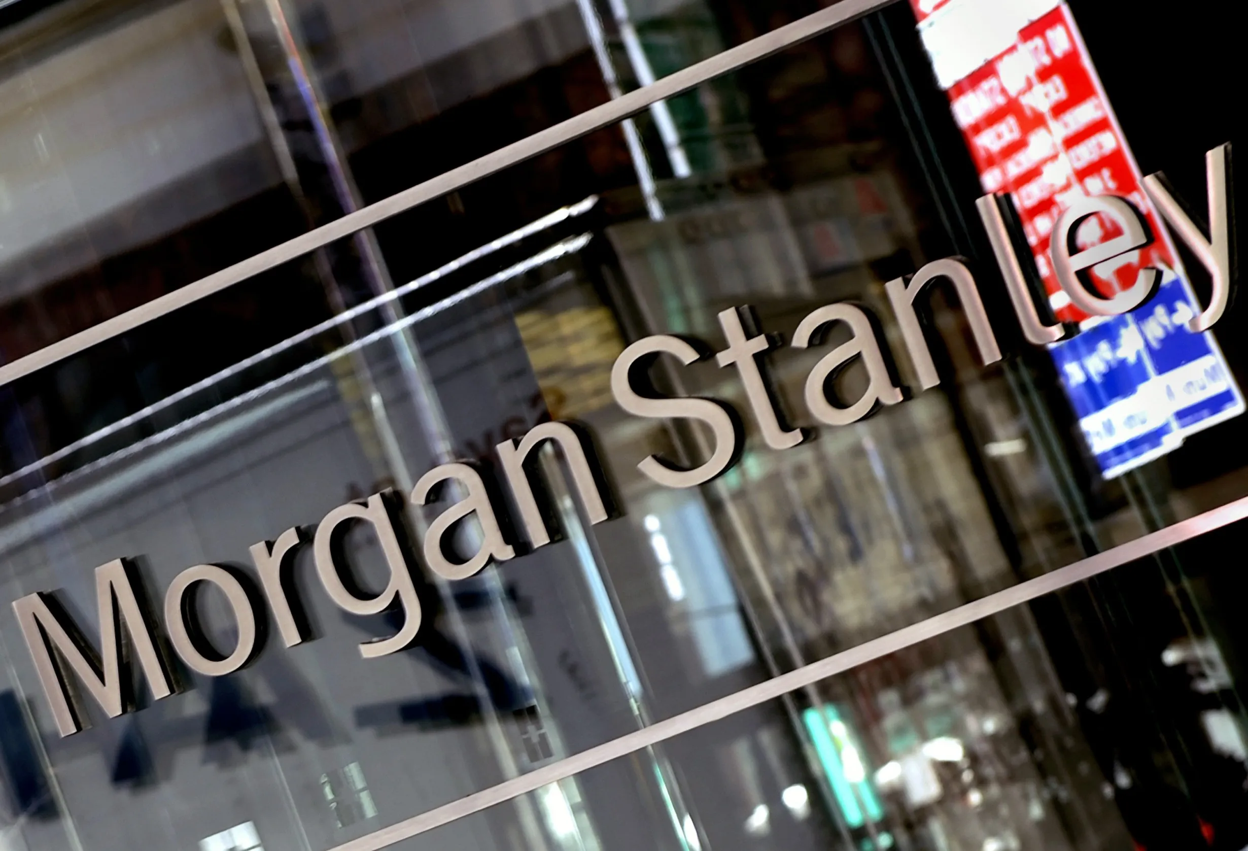 Wall Street Banks Position for a Venture Capital Turf War - Bloomberg