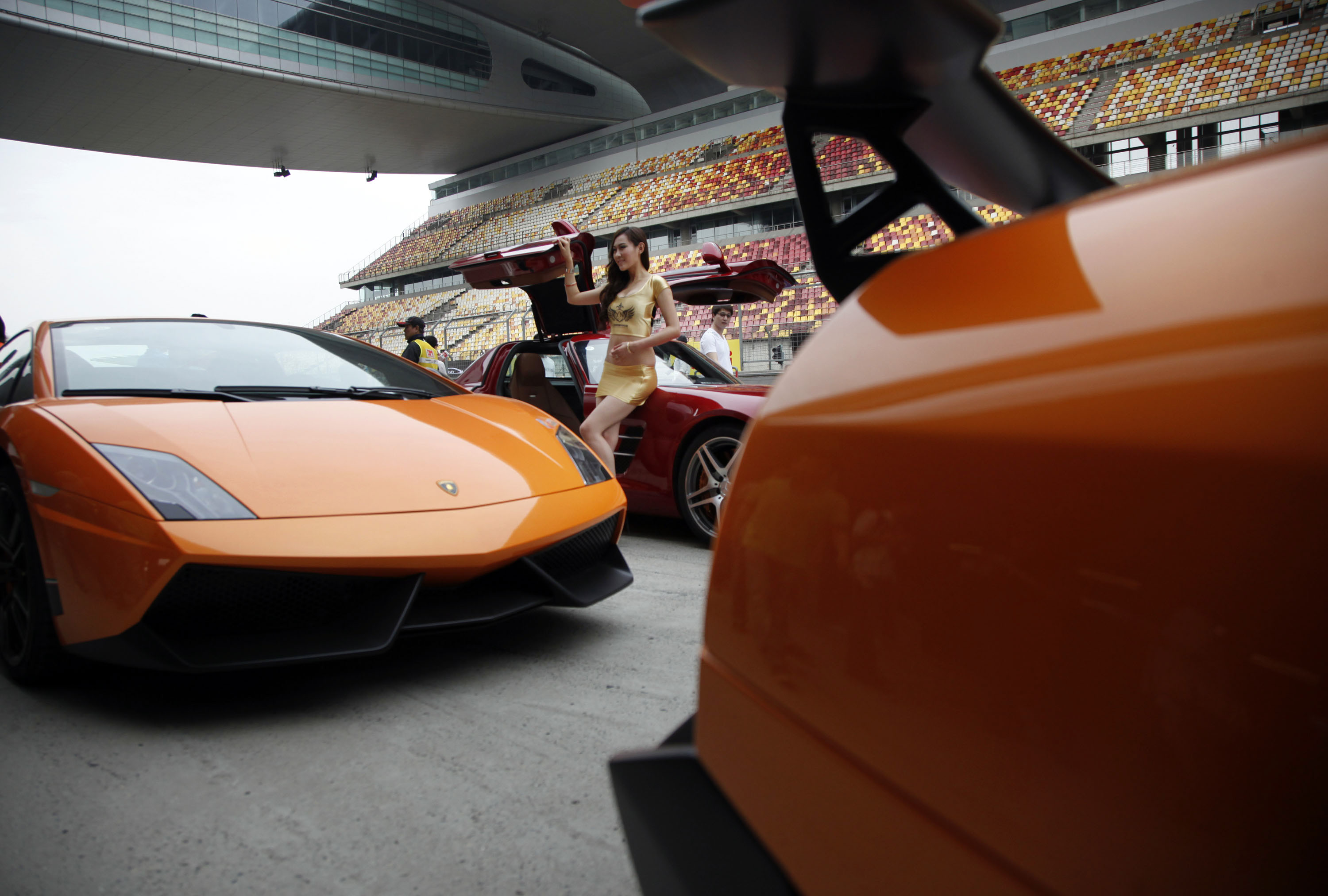 Xi's Common Prosperity, a Wealth Tax and China’s Empty Coffers - Bloomberg