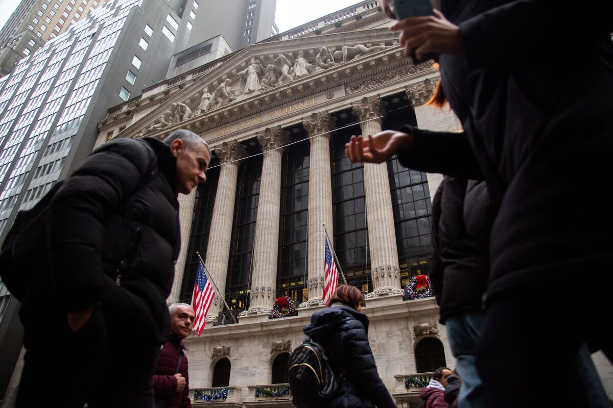 Earnings Outlooks for 2023 Will Hang on Price-to-Recession - Bloomberg