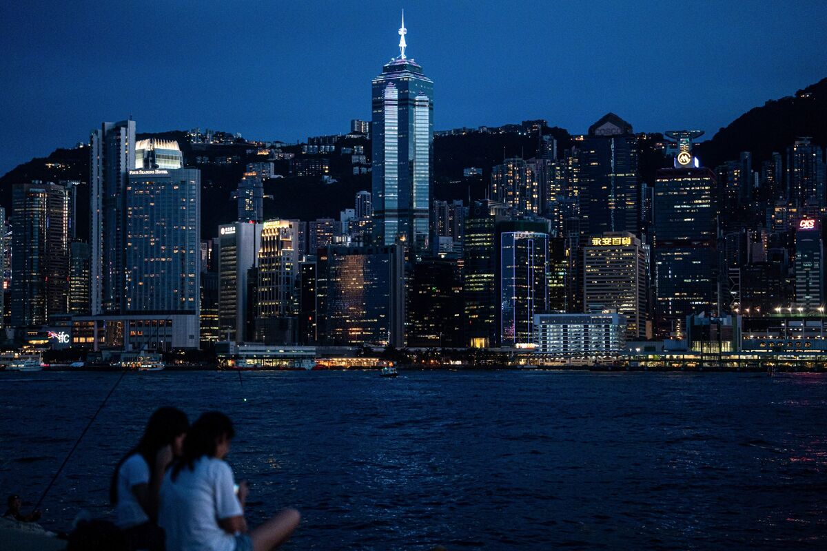 Chinese Builder Hopson in Talks With Temasek Unit for Loan - Bloomberg