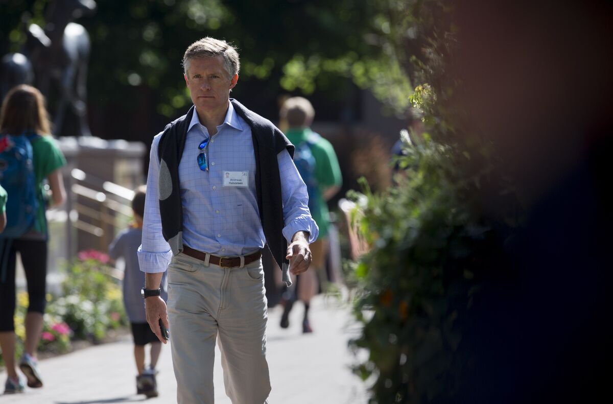 Hedge Fund Viking Global Seeks to Raise $1 Billion to Back Cash-Hungry ...