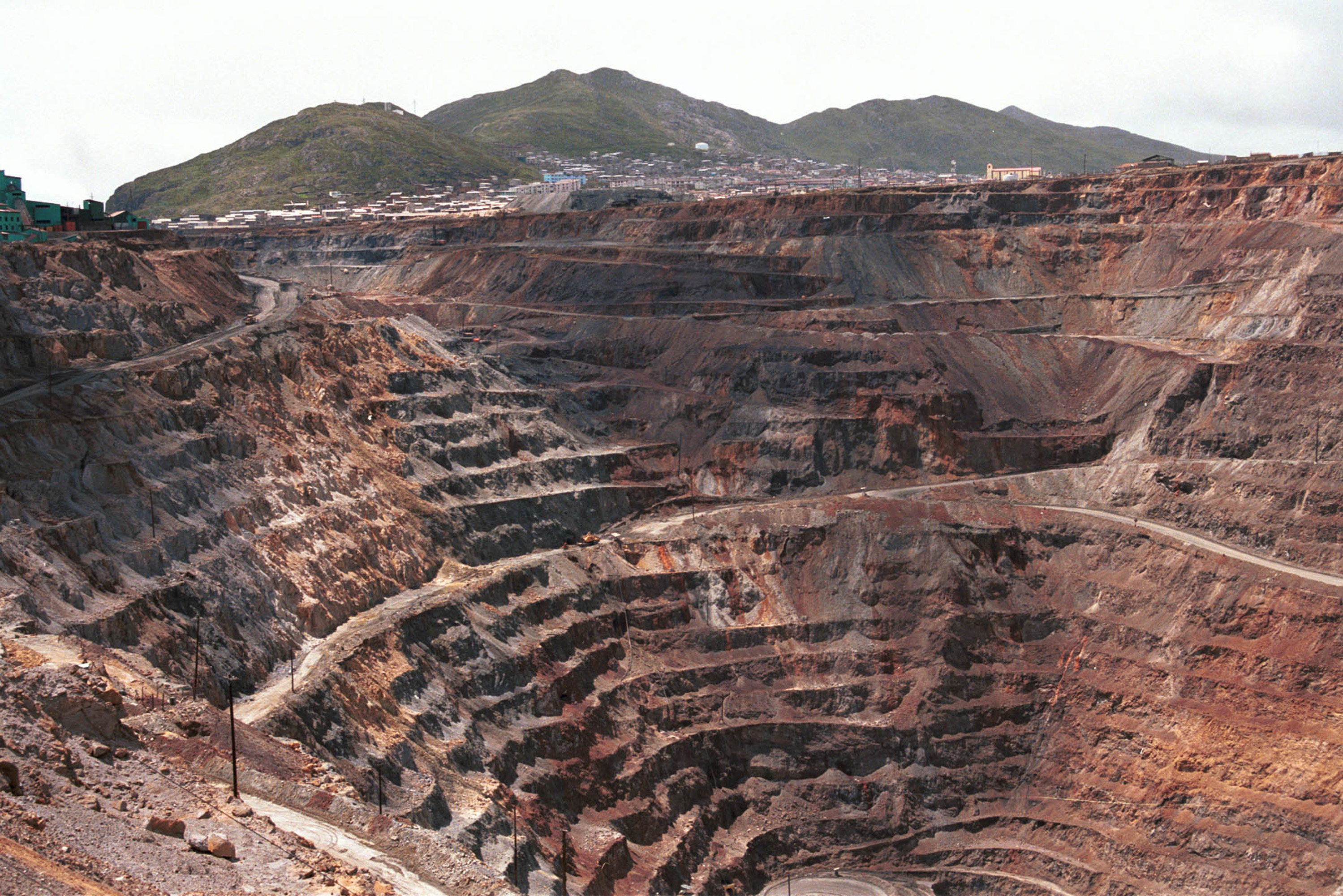 Peruana Volcan evitará recorte de deuda, dice nuevo propietario - Bloomberg