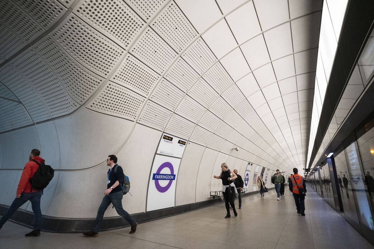 Elizabeth Line to Open on Sundays and Offer More Direct Journeys ...