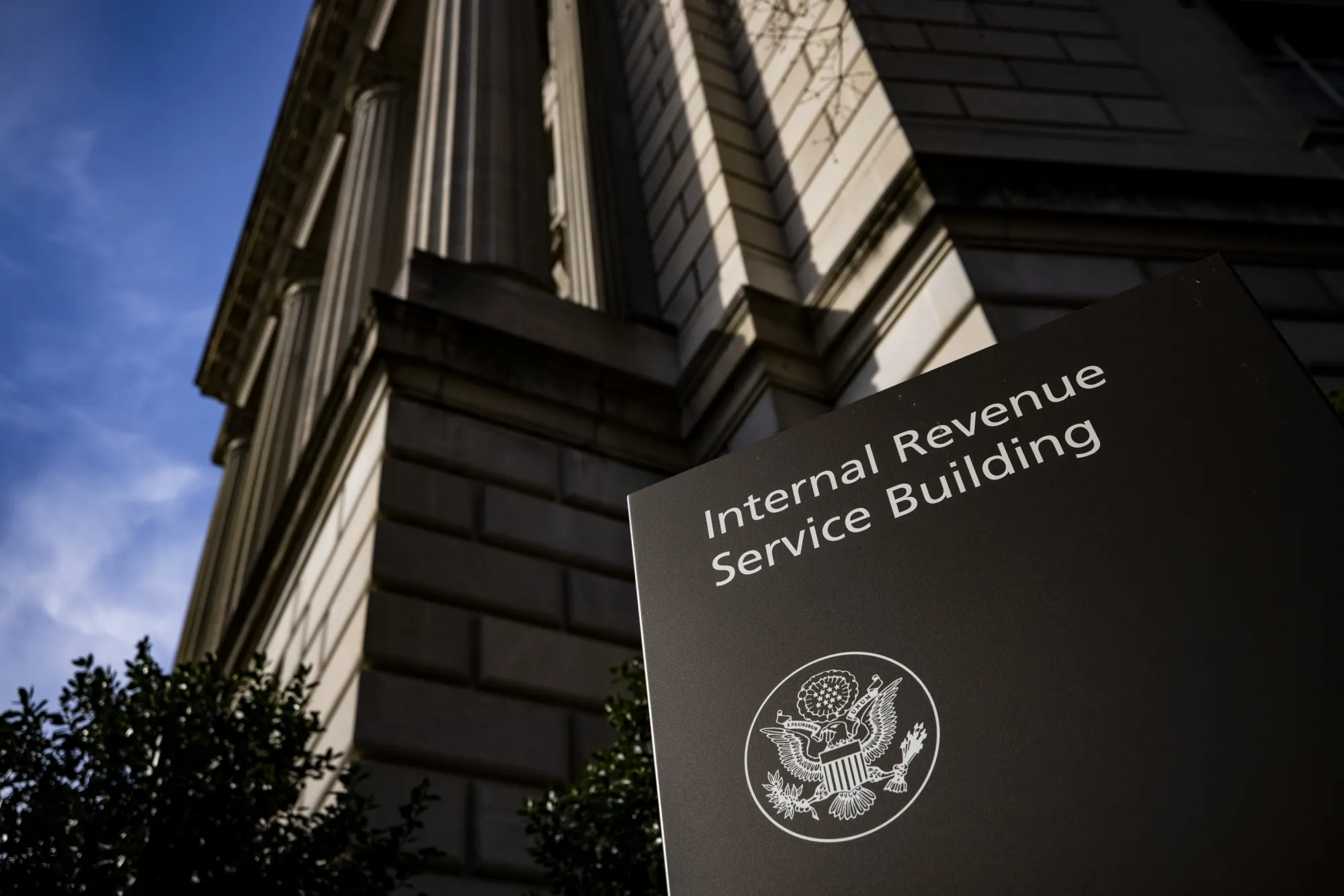 IRS Sends 1,200 Employees To Tackle Tax Refund Backlog - Bloomberg
