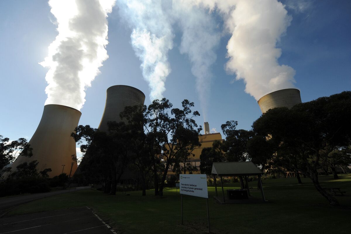 Century-Old Australia Coal Plant Makes Way for Giant Battery - Bloomberg