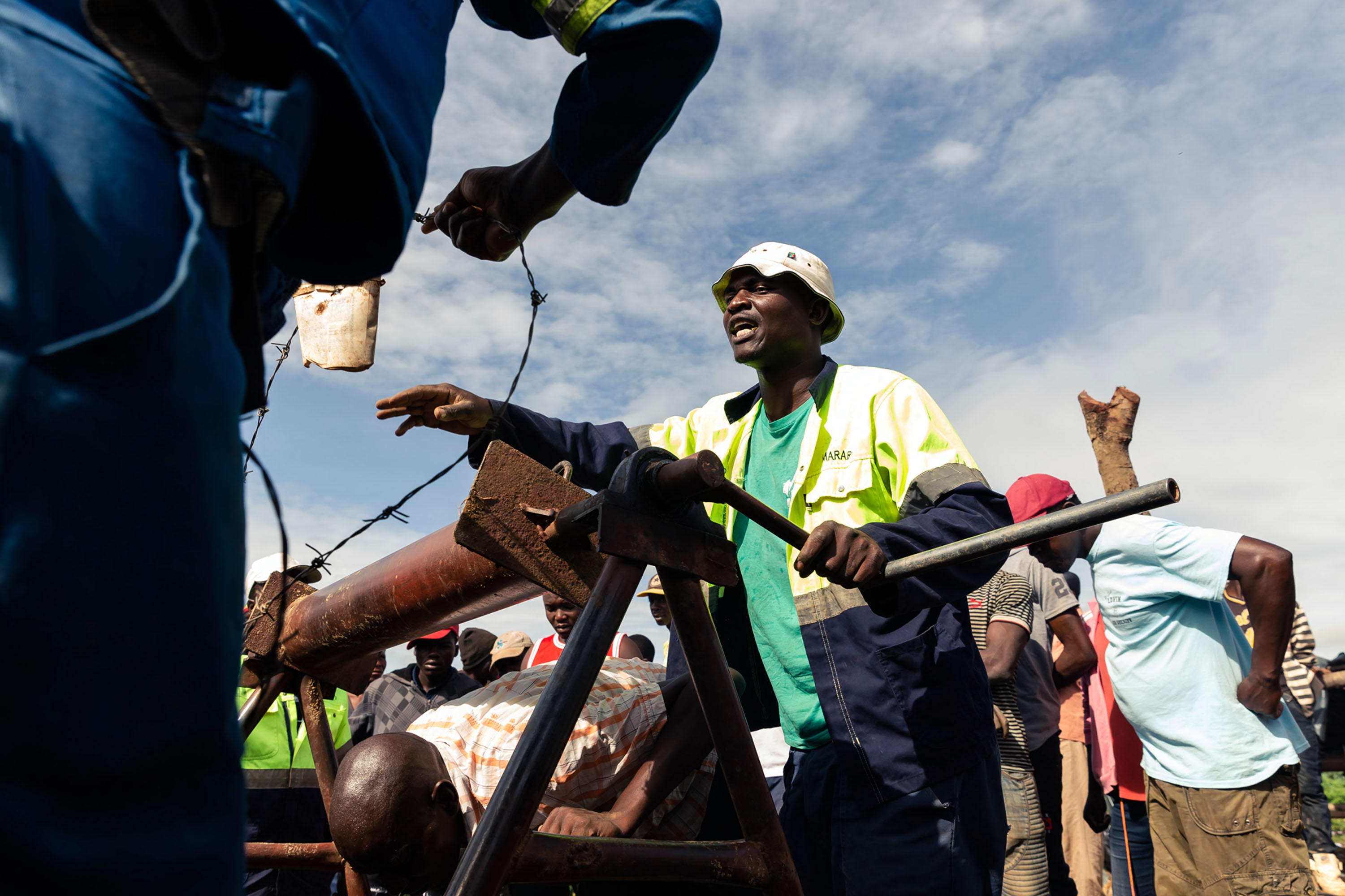 Zimbabwe Retrieves 24 Bodies From Collapsed Mine, Union Says - Bloomberg