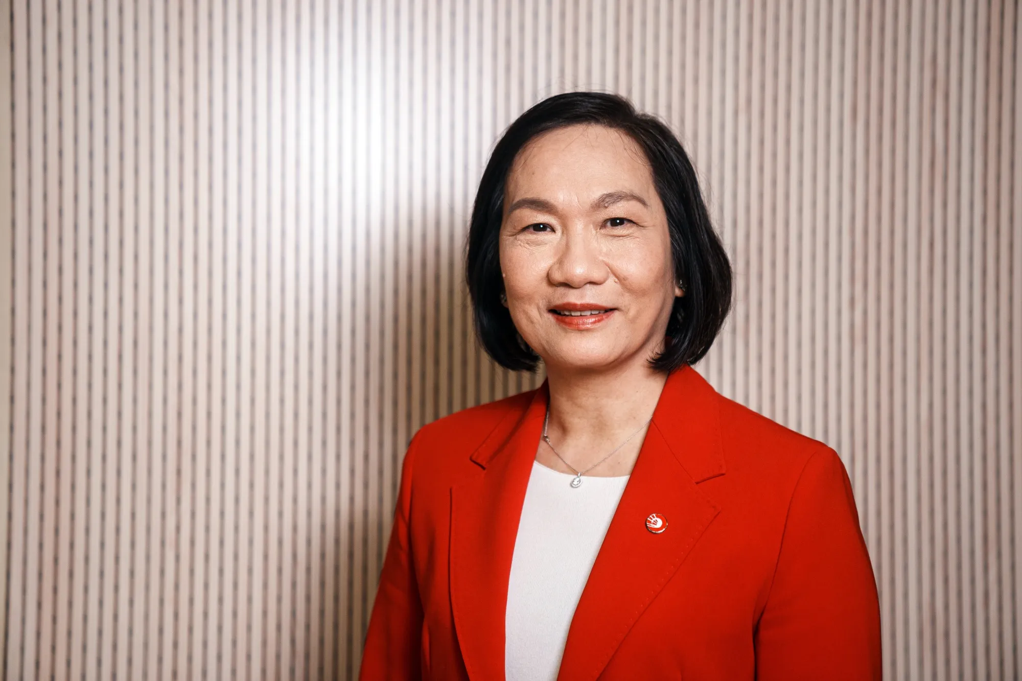 OCBC Profit Beats Estimates as CEO Helen Wong Keeps 2025 Targets ...