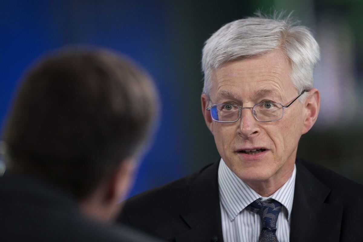 Martin Weale to Join King’s College London Economics Department - Bloomberg
