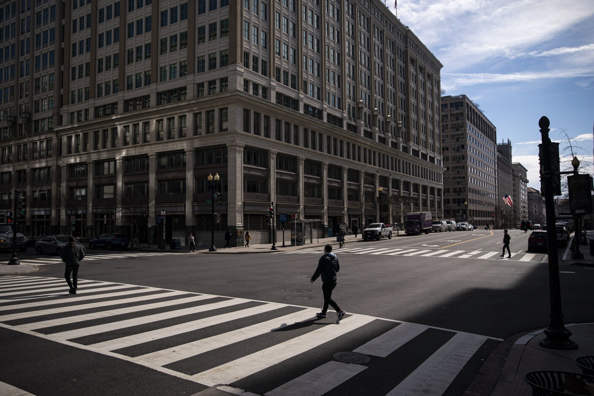 WFH Federal Employees Have Republicans, Some Dems Demanding Return to ...