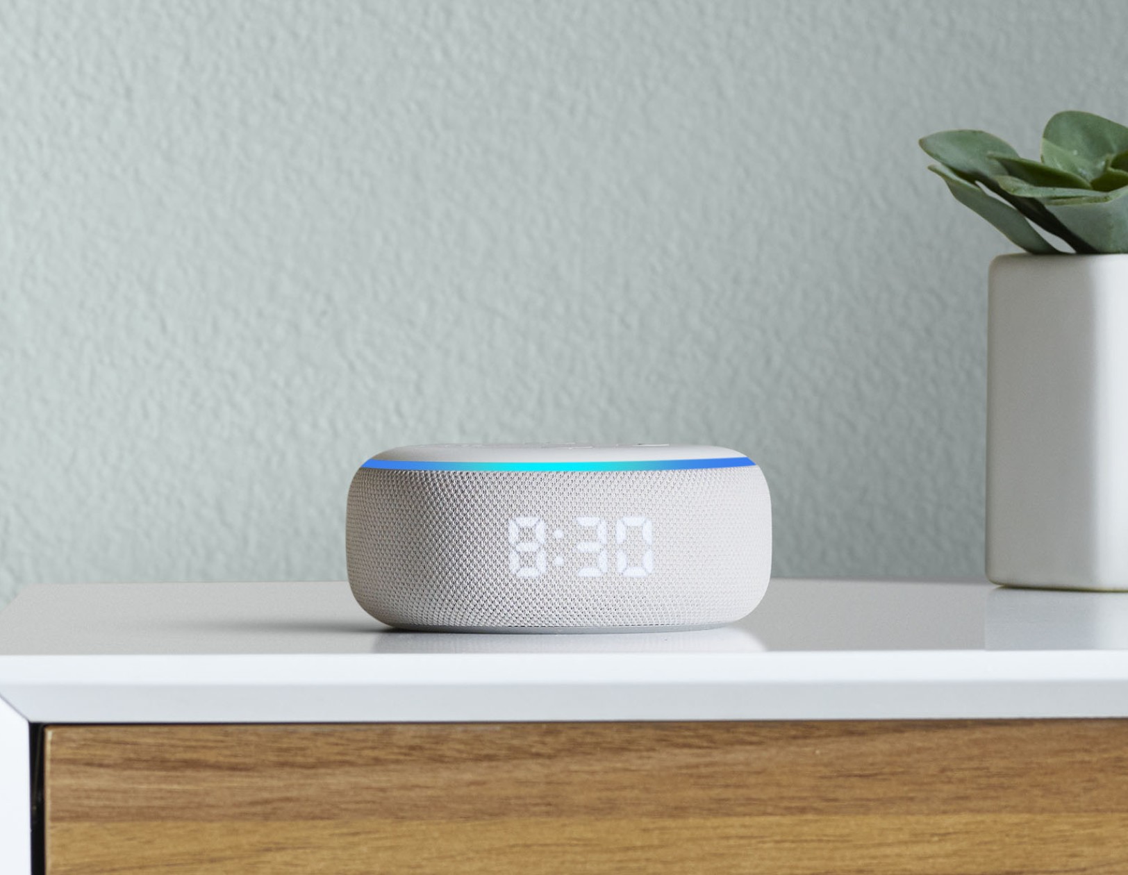 Amazon New Echo Dot Speaker With Built-In Clock, Starts at $59 - Bloomberg