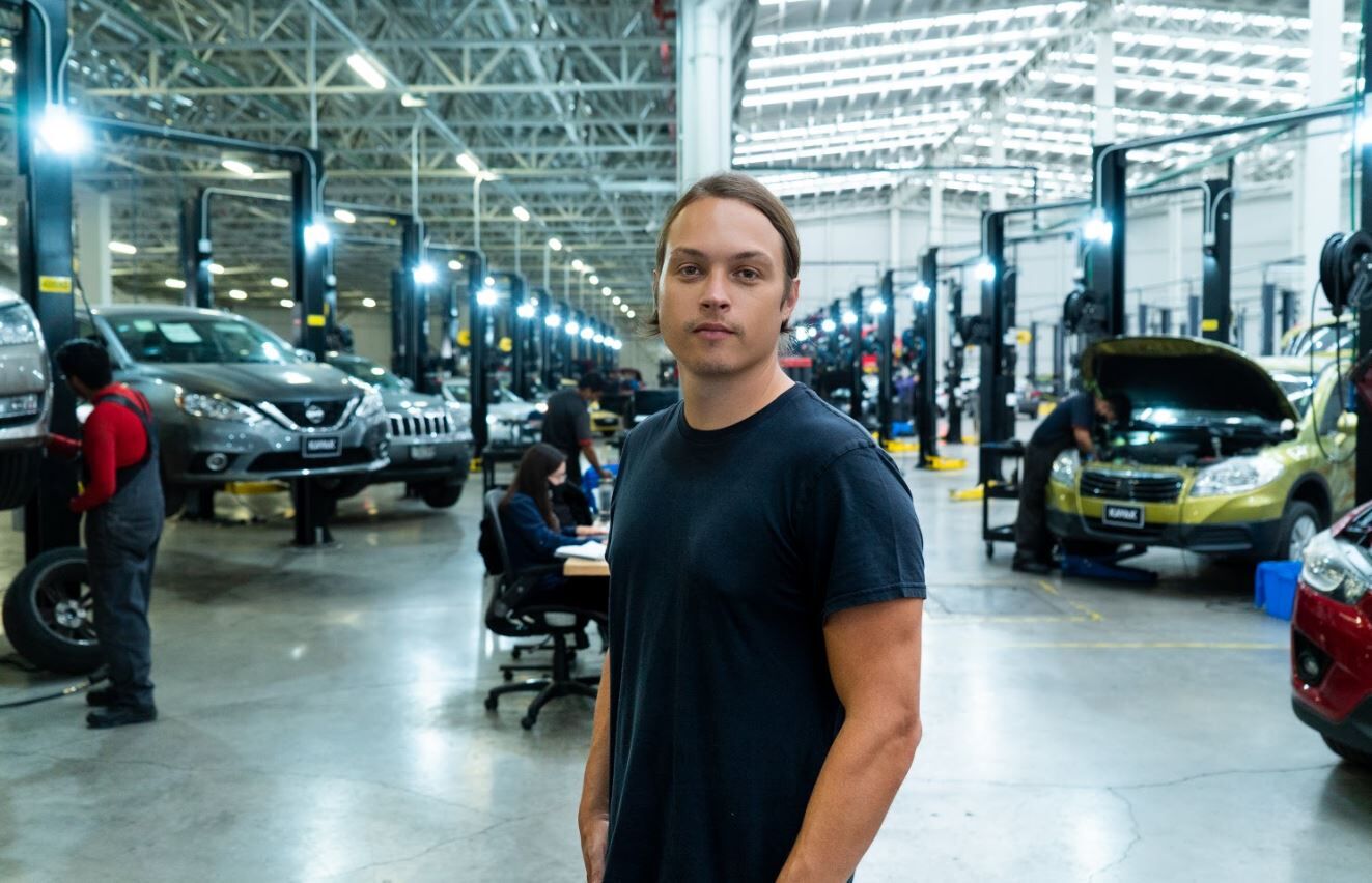 Mexican Startup Kavak Valued at $4 Billion After Latest Round - Bloomberg