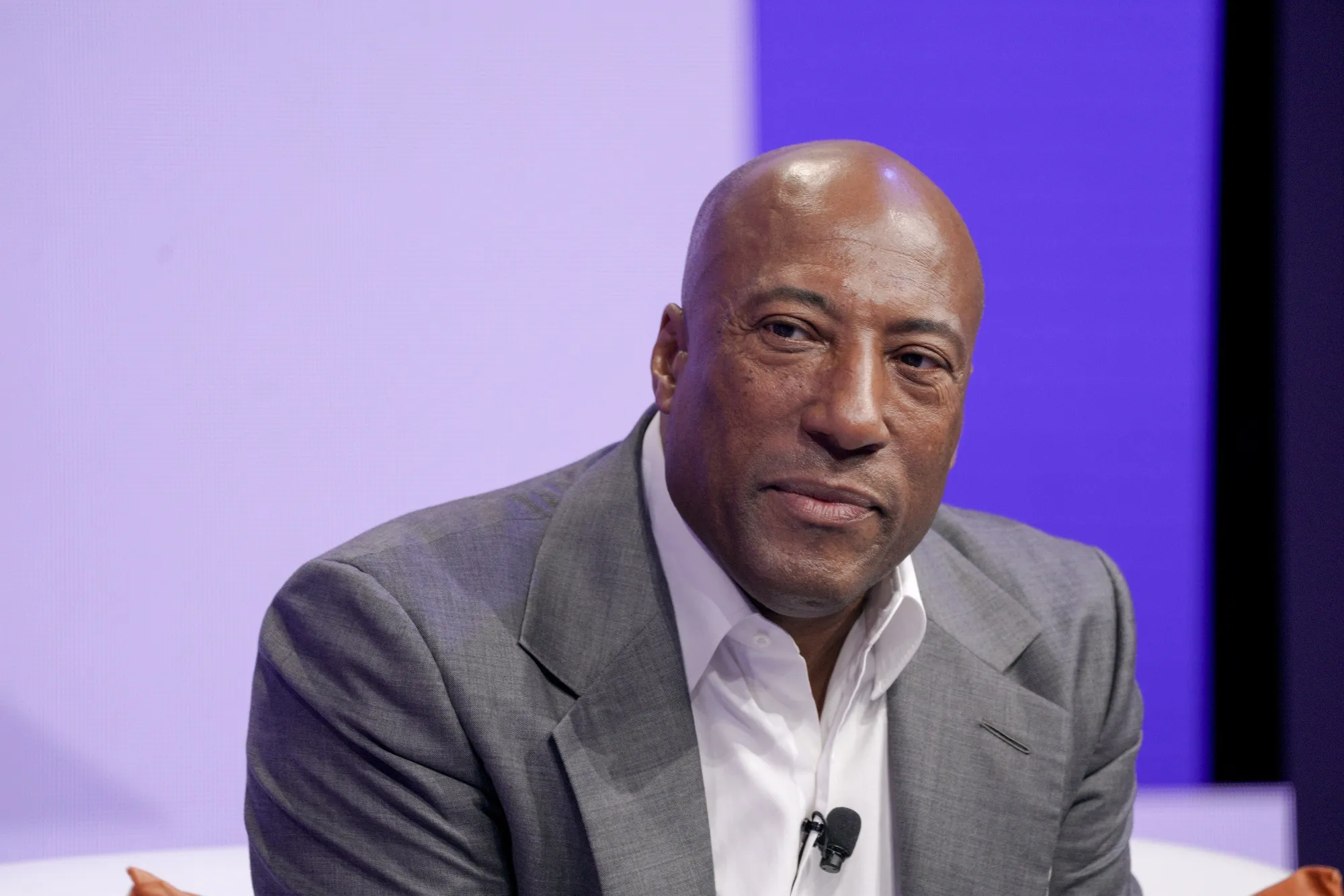 Byron Allen Says He’s Begun Talks With Paramount (PARA) on Buyout Offer ...