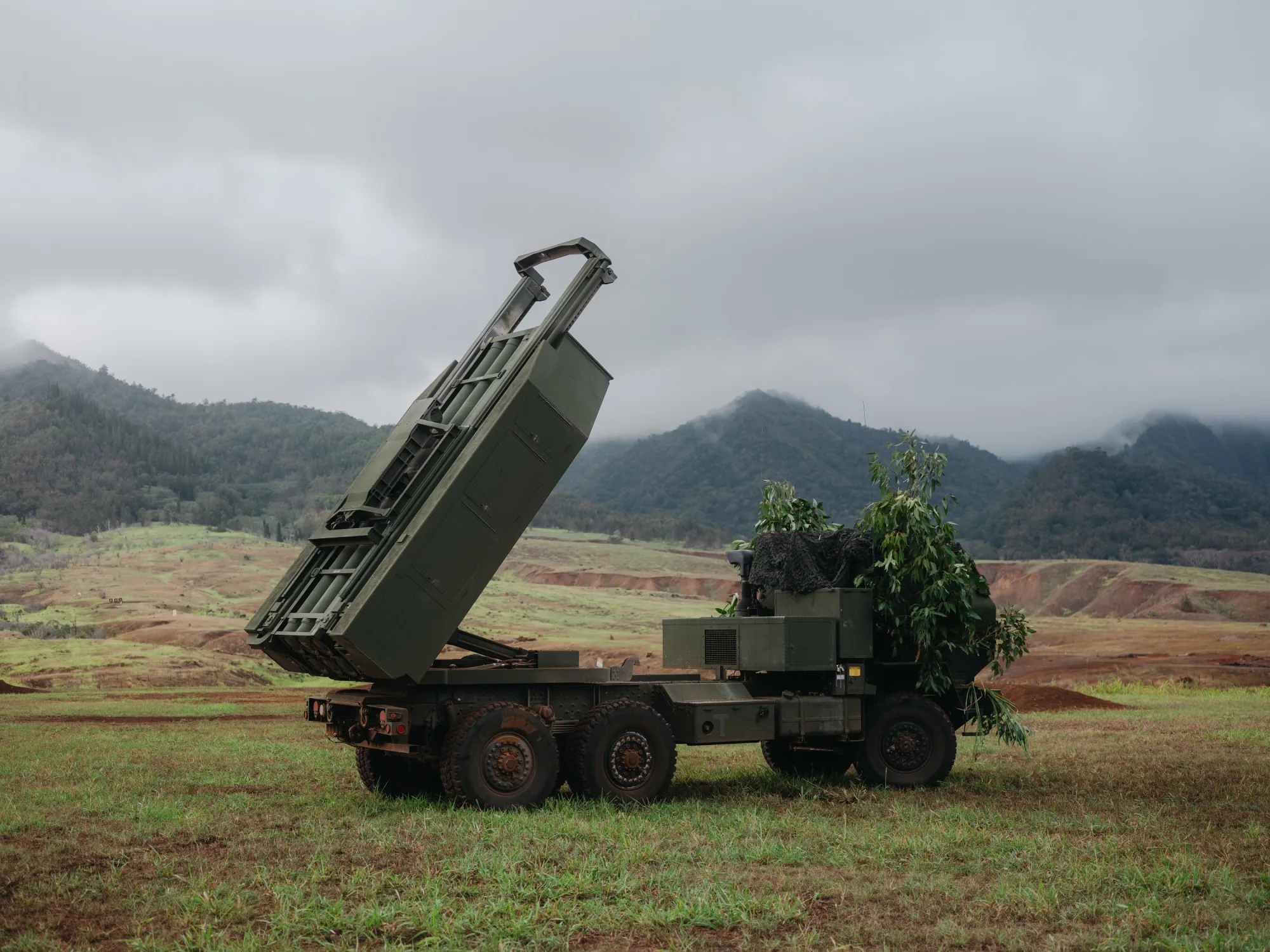 China Points to Risk of Clash With US After Taiwan Arms Package - Bloomberg